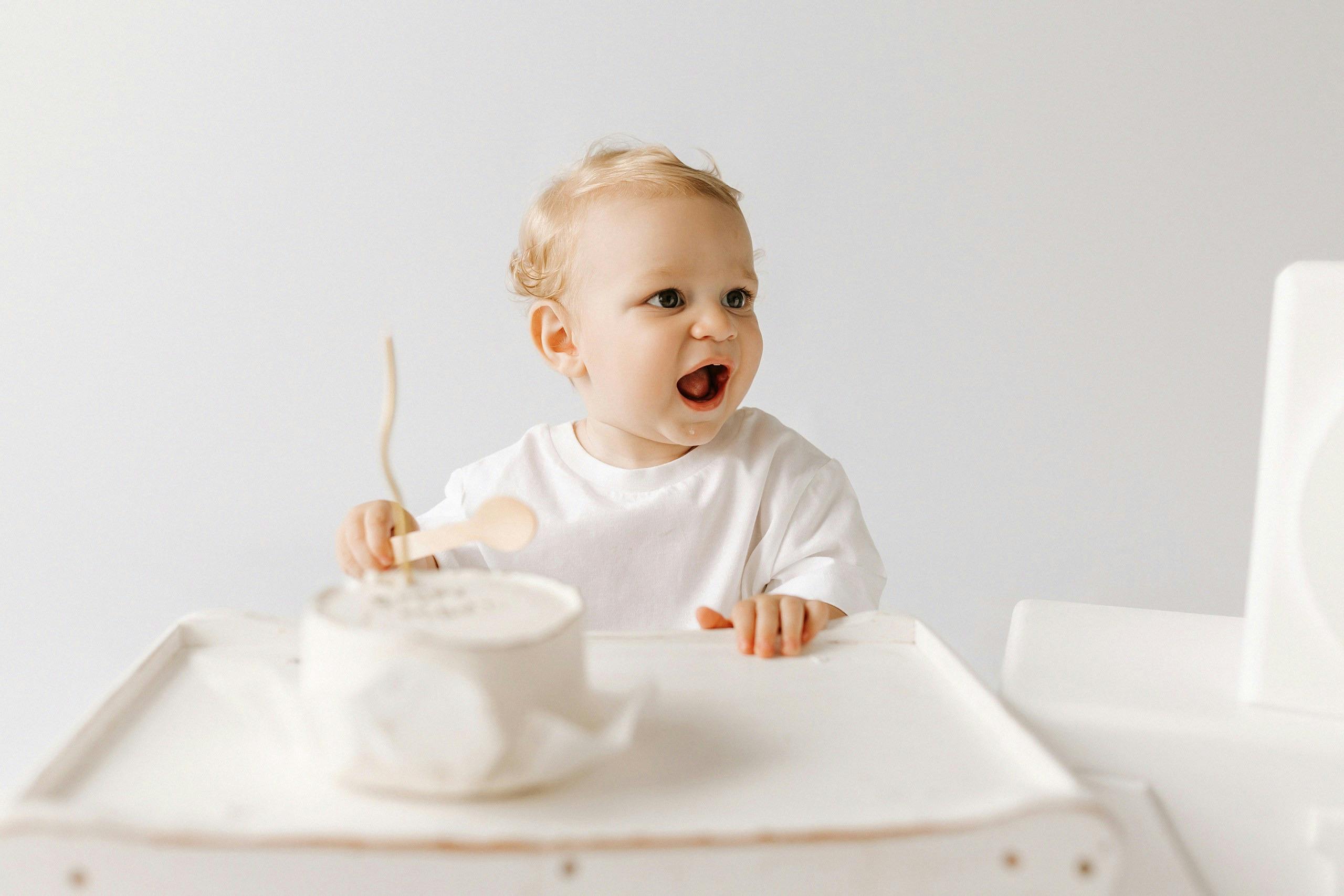 Baby Food Photos, Download The BEST Free Baby Food Stock Photos & HD Images