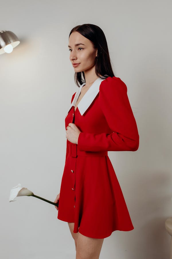 Beautiful Buxom Woman Photos, Download The BEST Free Beautiful Buxom ...