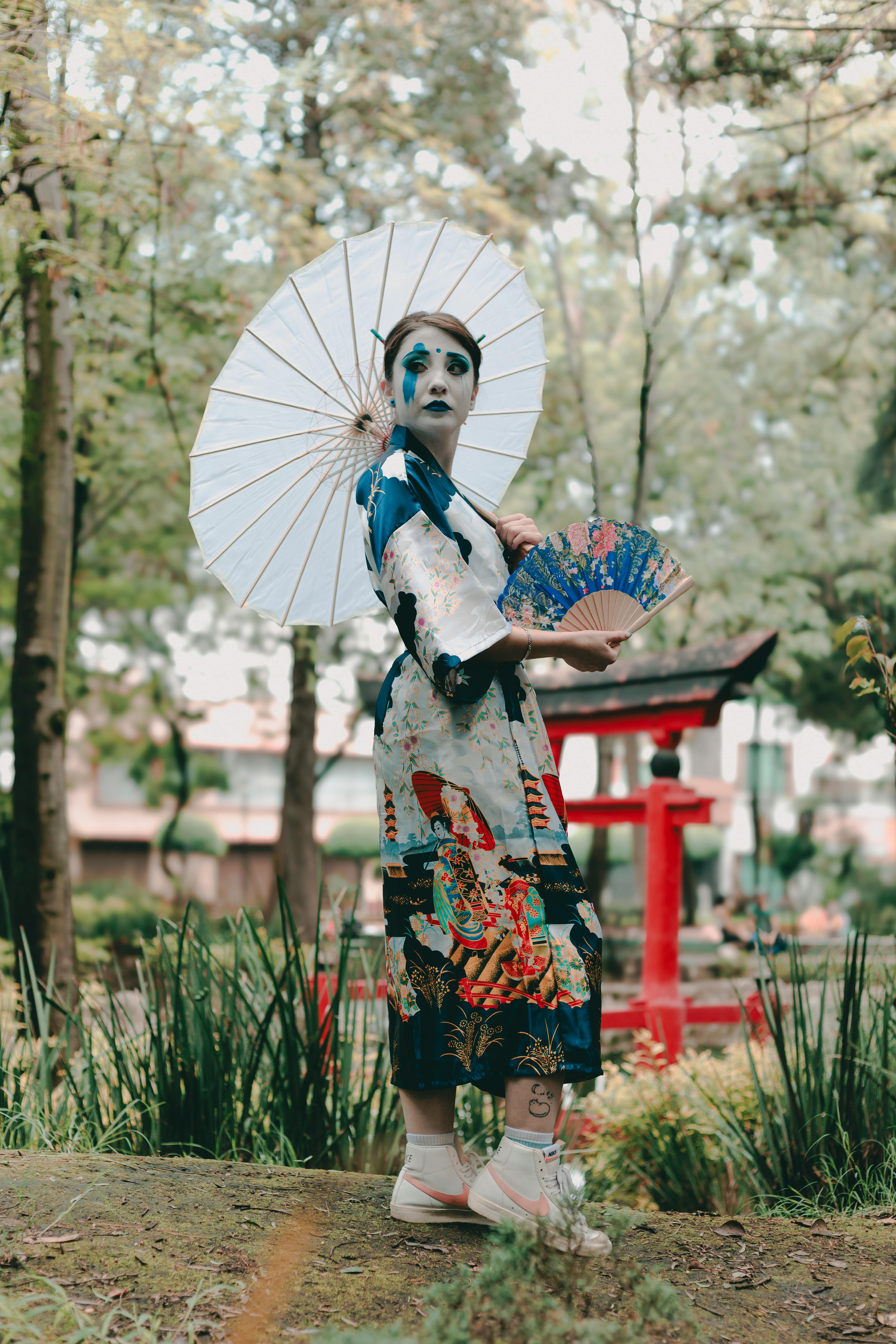 Woman in Traditional Geisha Dress · Free Stock Photo