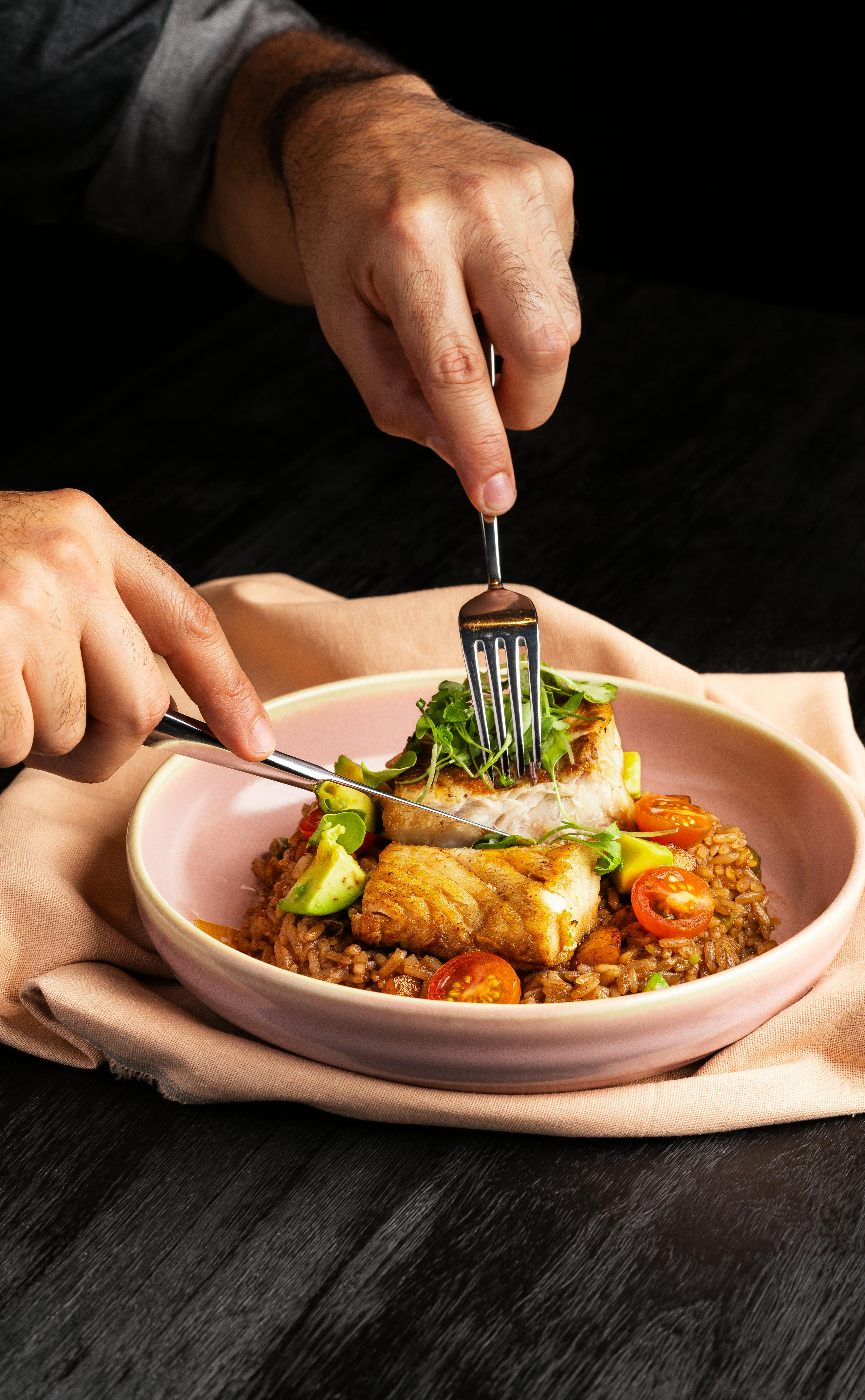 Single Plating Nutritious Meals Without Hands Photos, Download The BEST ...