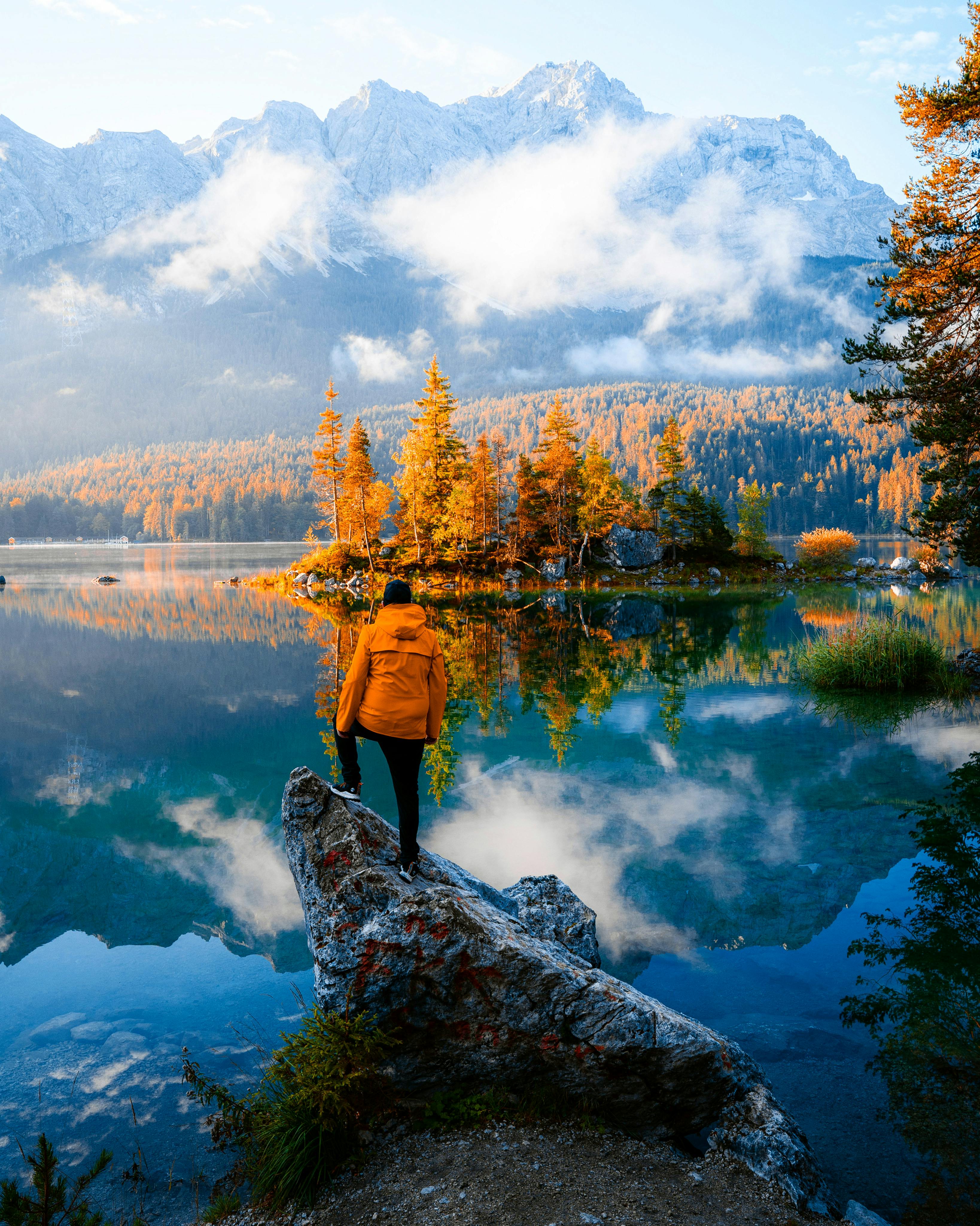 morning at Eibsee Lake · Free Stock Photo