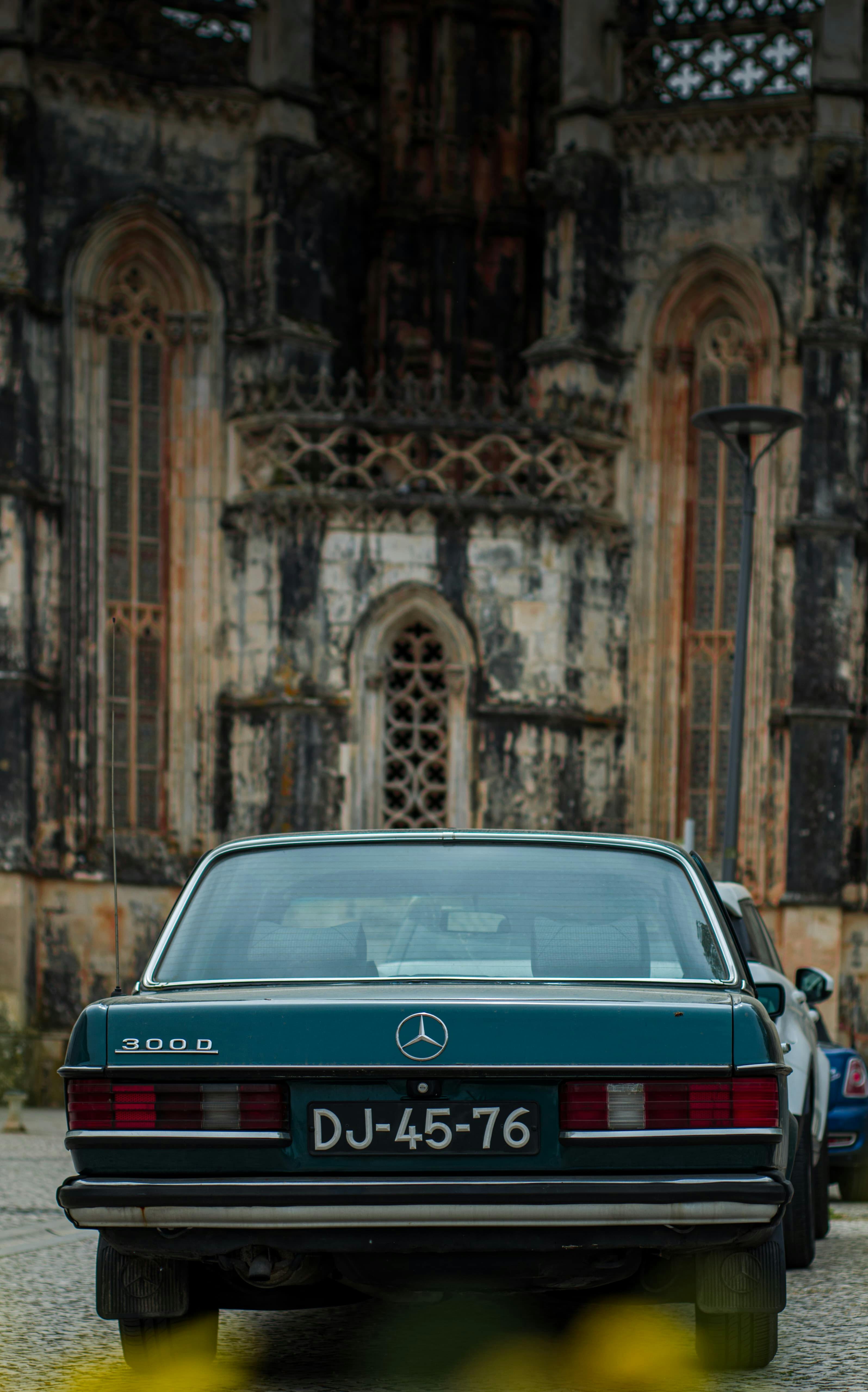 Mercedes car 300D · Free Stock Photo