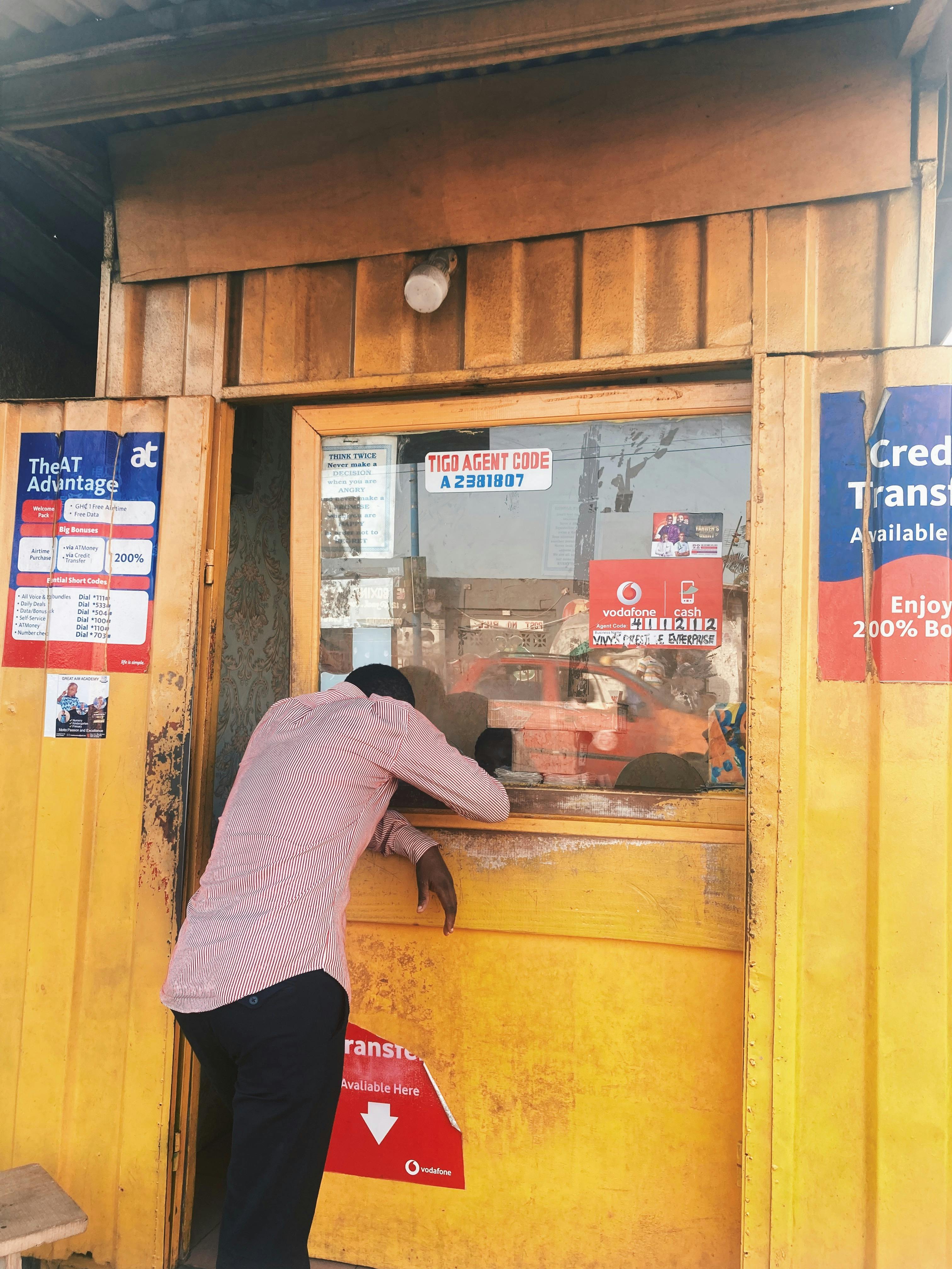 Yellow Shop Photos, Download The BEST Free Yellow Shop Stock Photos ...