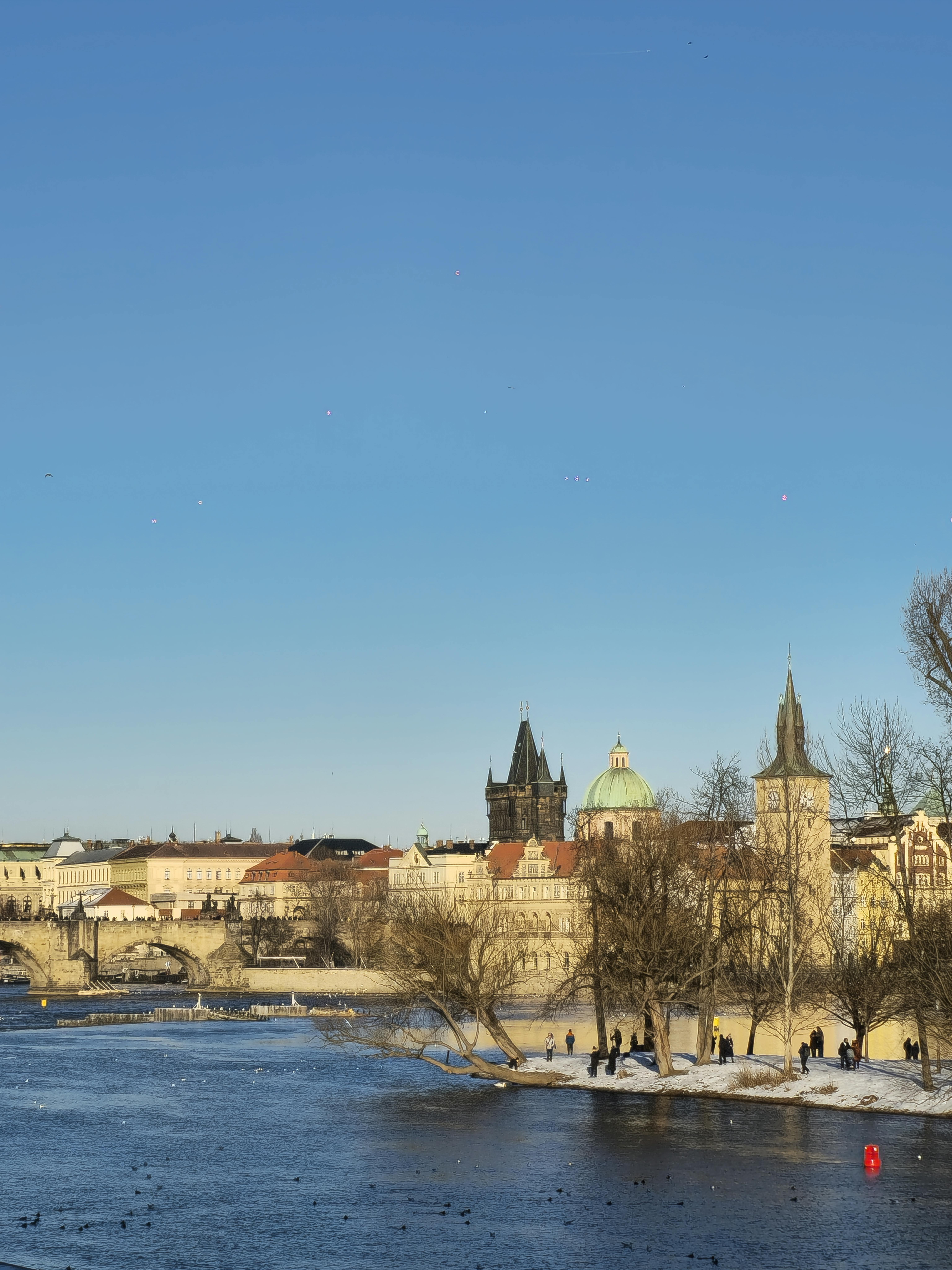 Foto de stock gratuita sobre adoquín, agua, agujas, al aire libre ...
