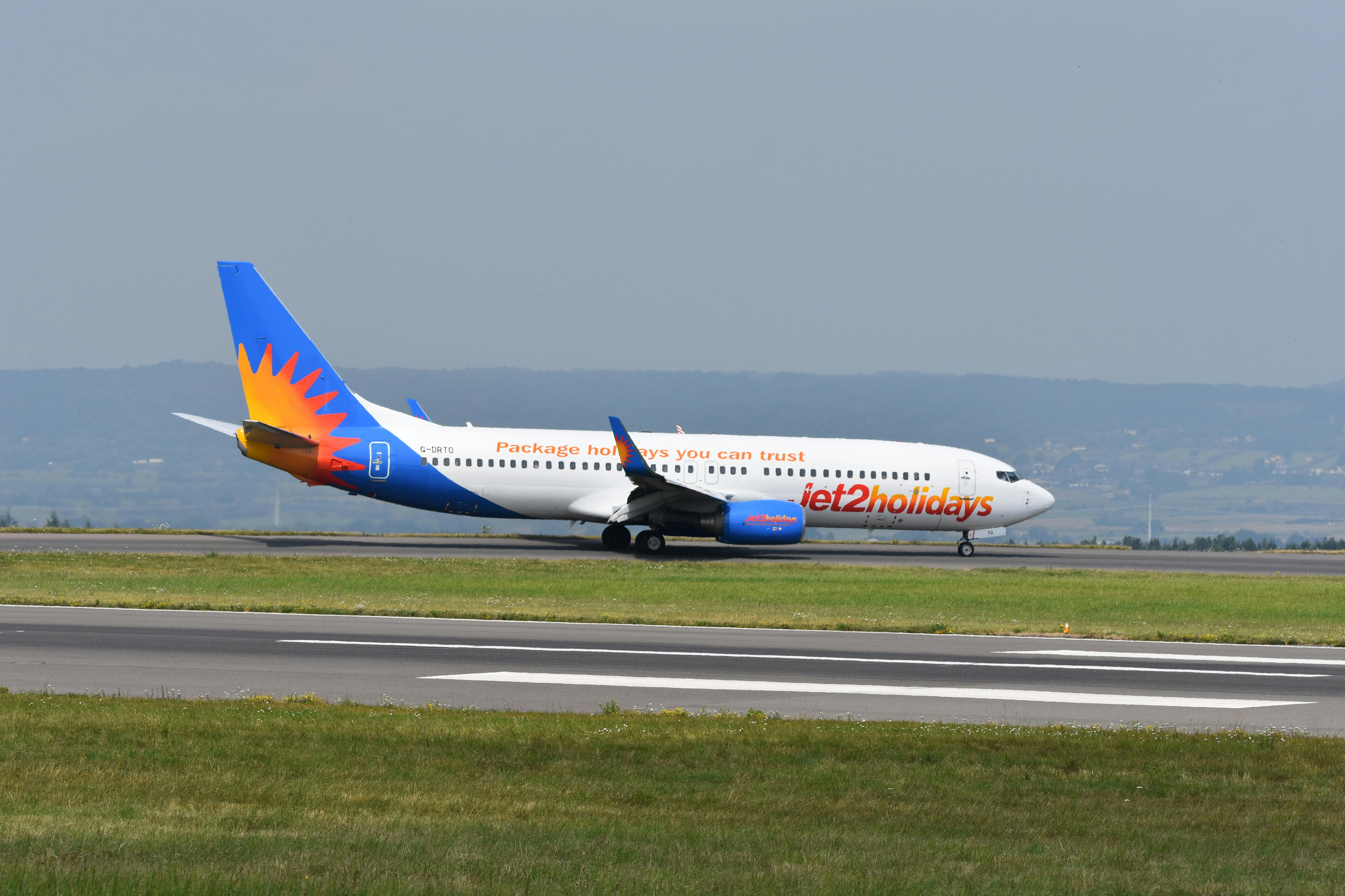 Jet2holidays airplane · Free Stock Photo