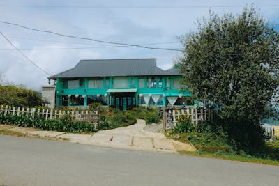 Guest House Photos, Download The BEST Free Guest House Stock Photos ...