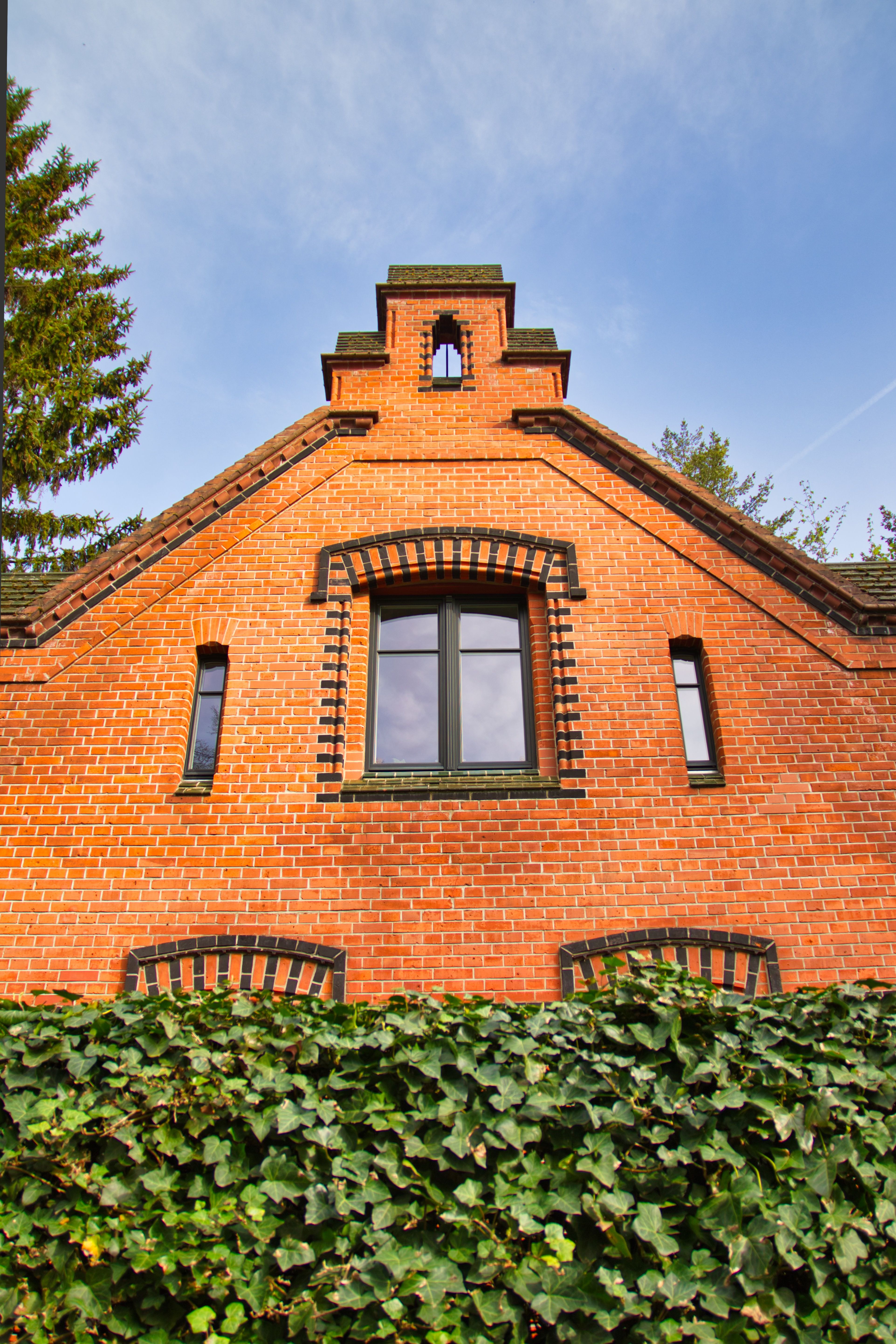 Brick house in Berlin · Free Stock Photo