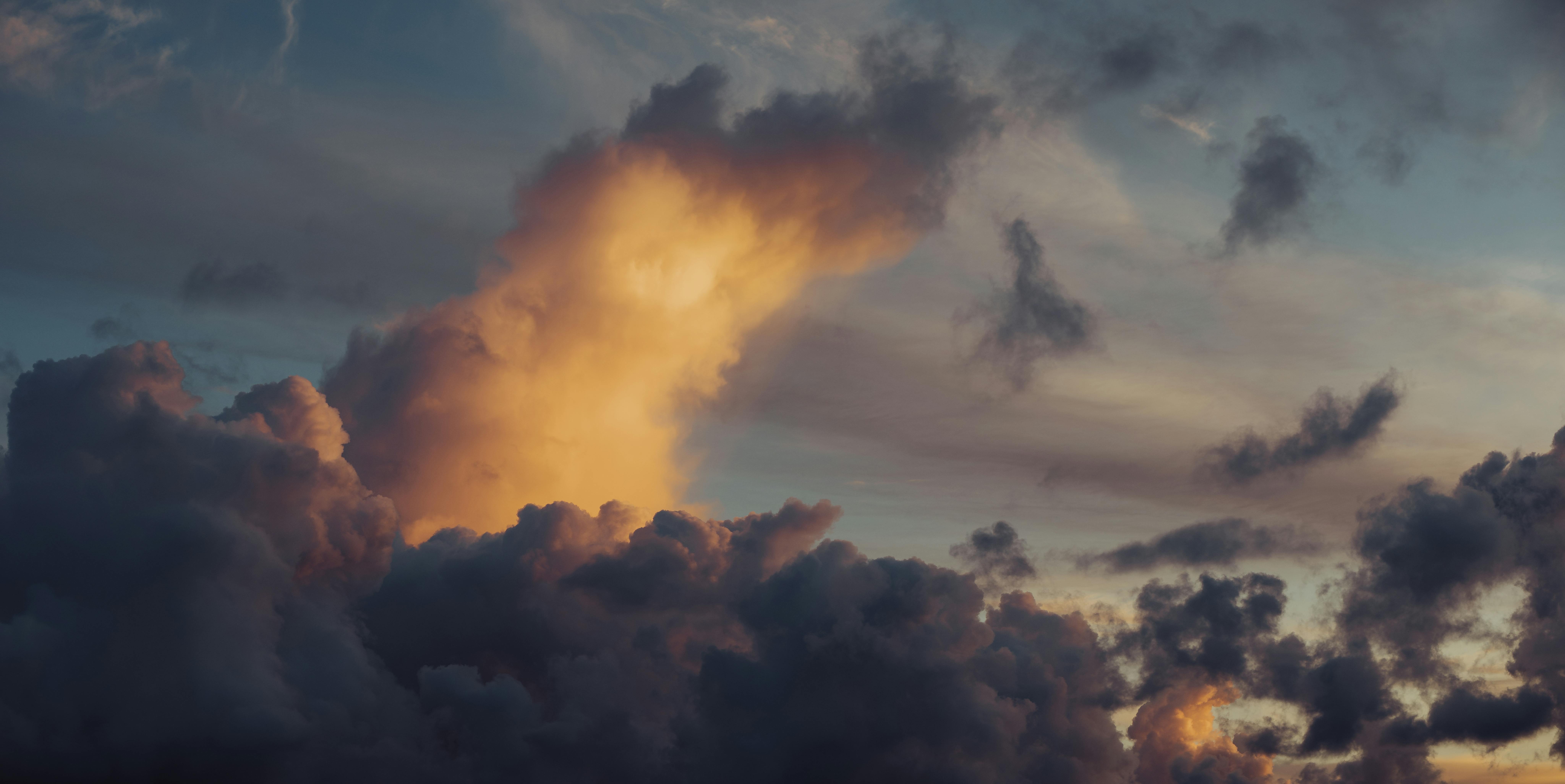 Grey Cloudy Sky during Sunset · Free Stock Photo