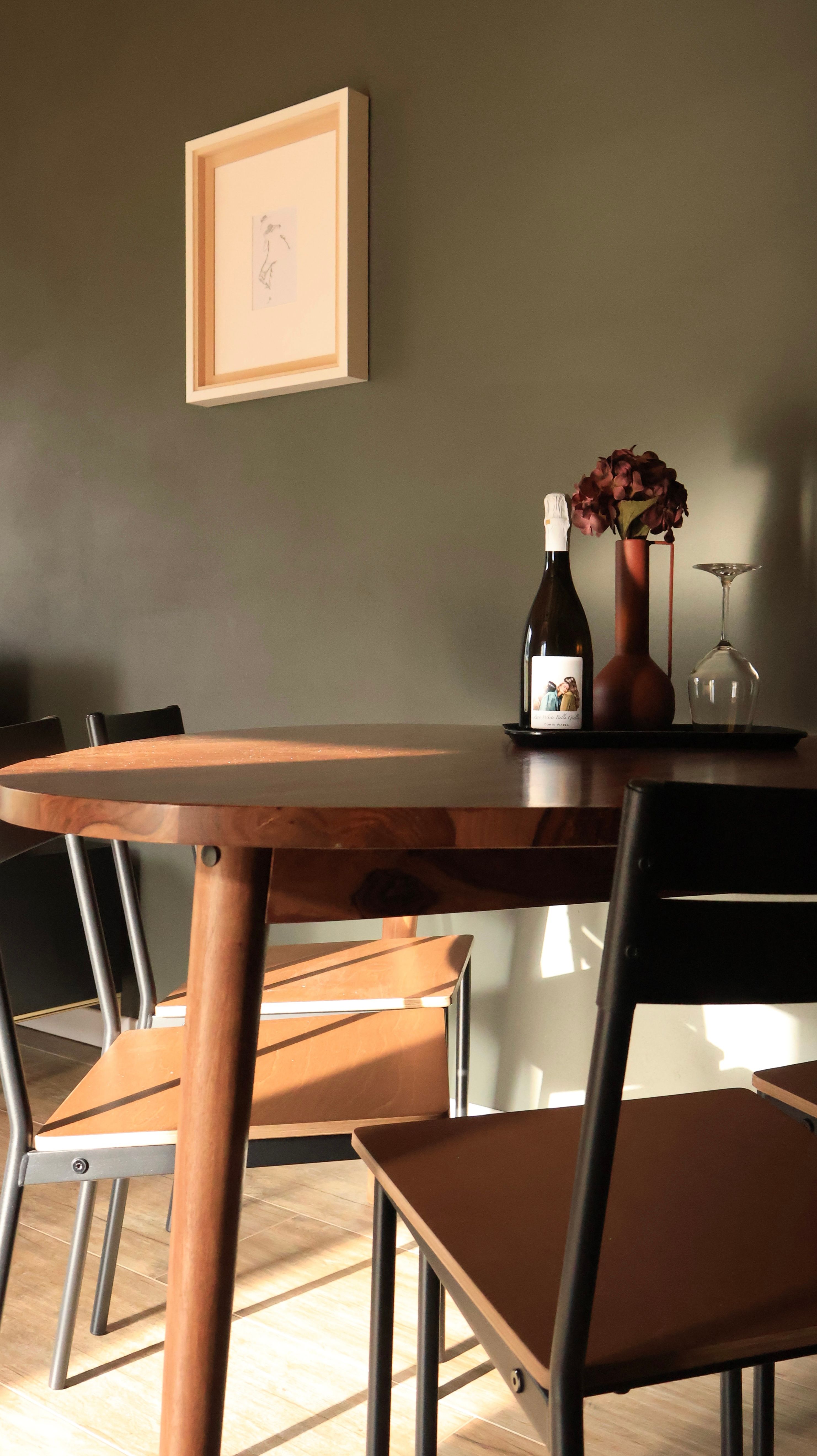 Empty White Chairs Beside Table · Free Stock Photo