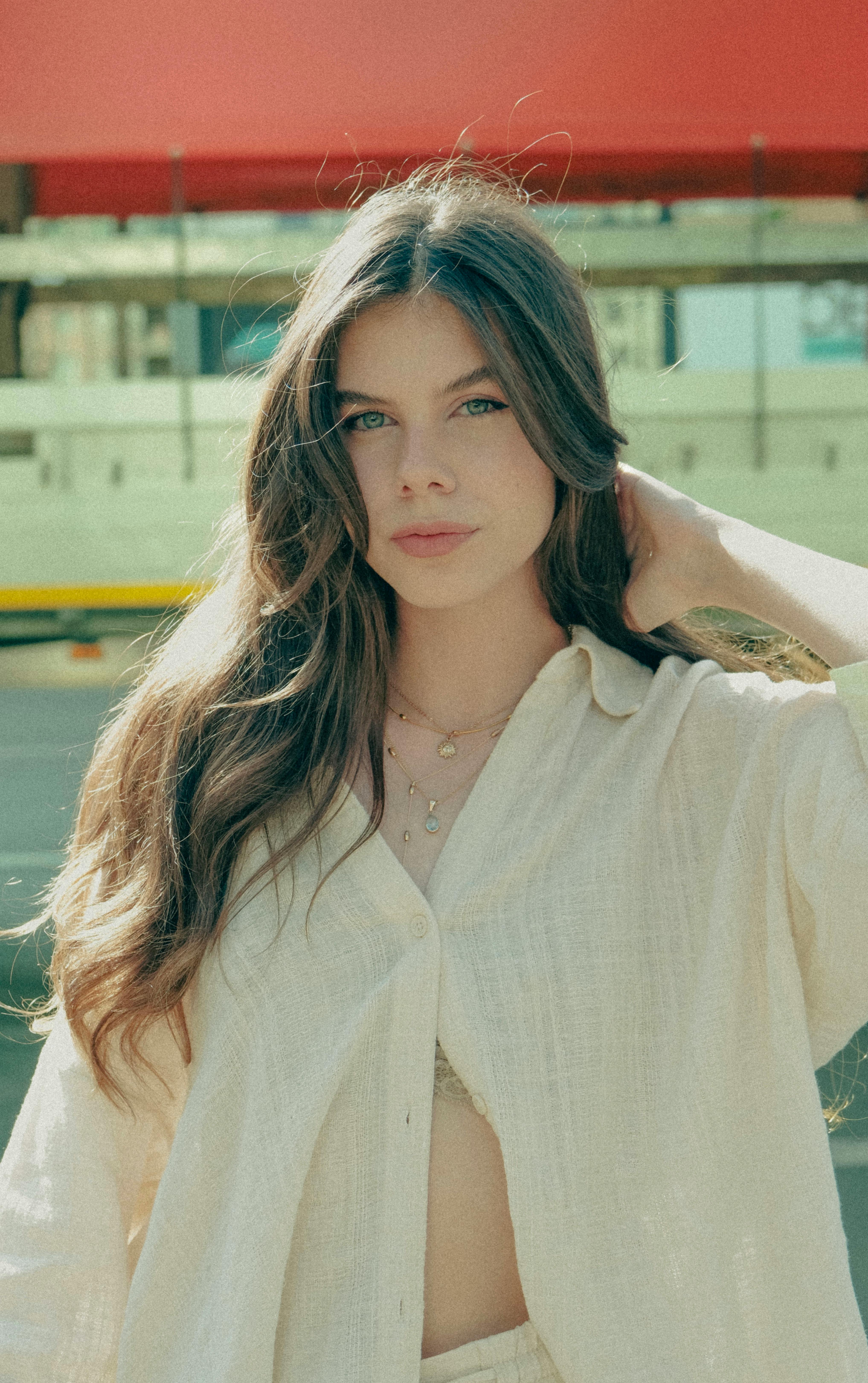 Ücretsiz a girl model, açık hava, açık hava modası, açık photoshoot ...