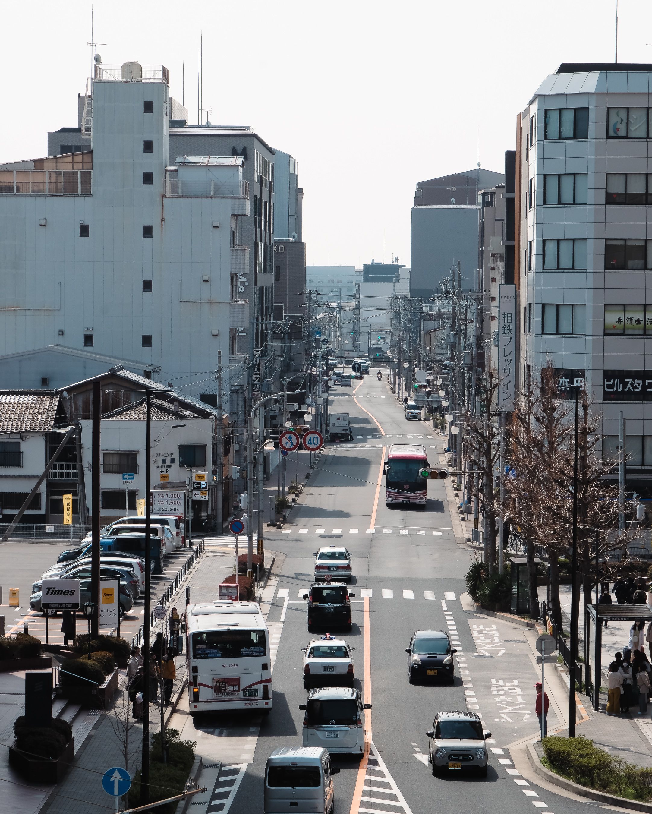 Modern Architecture in Sunny Tokyo Cityscape · Free Stock Photo