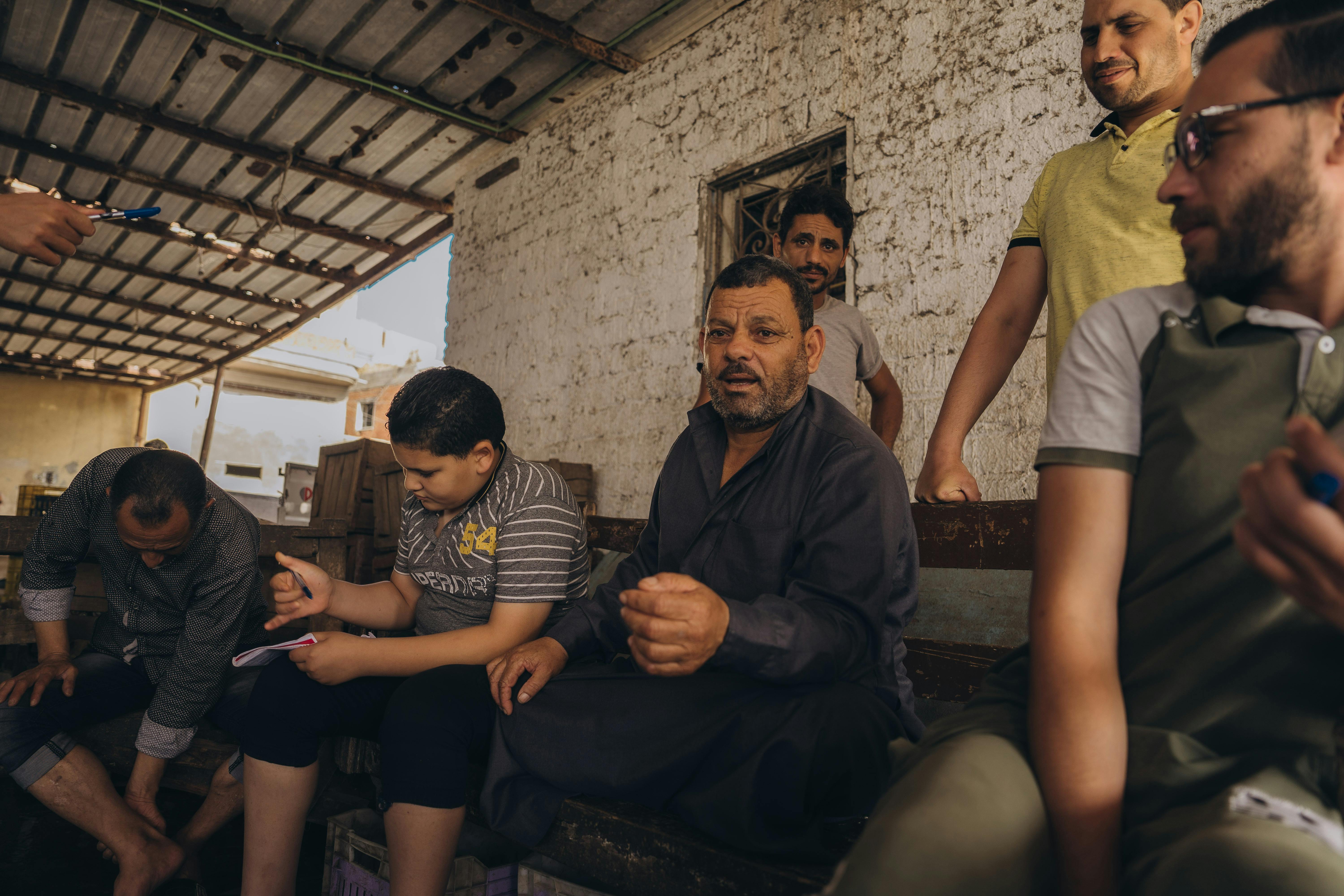 Running Group House Wallpaper Photos, Download The BEST Free Running ...