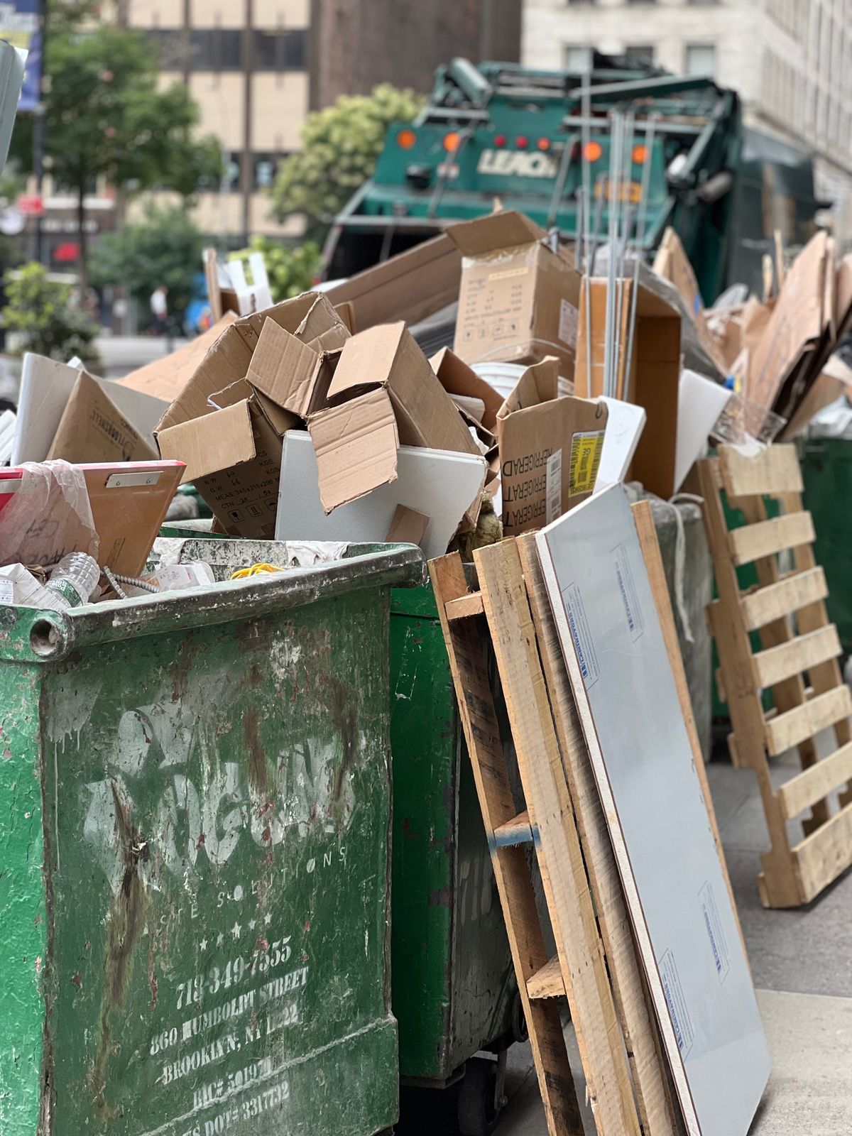 Dumpster Photos, Download The BEST Free Dumpster Stock Photos & HD Images