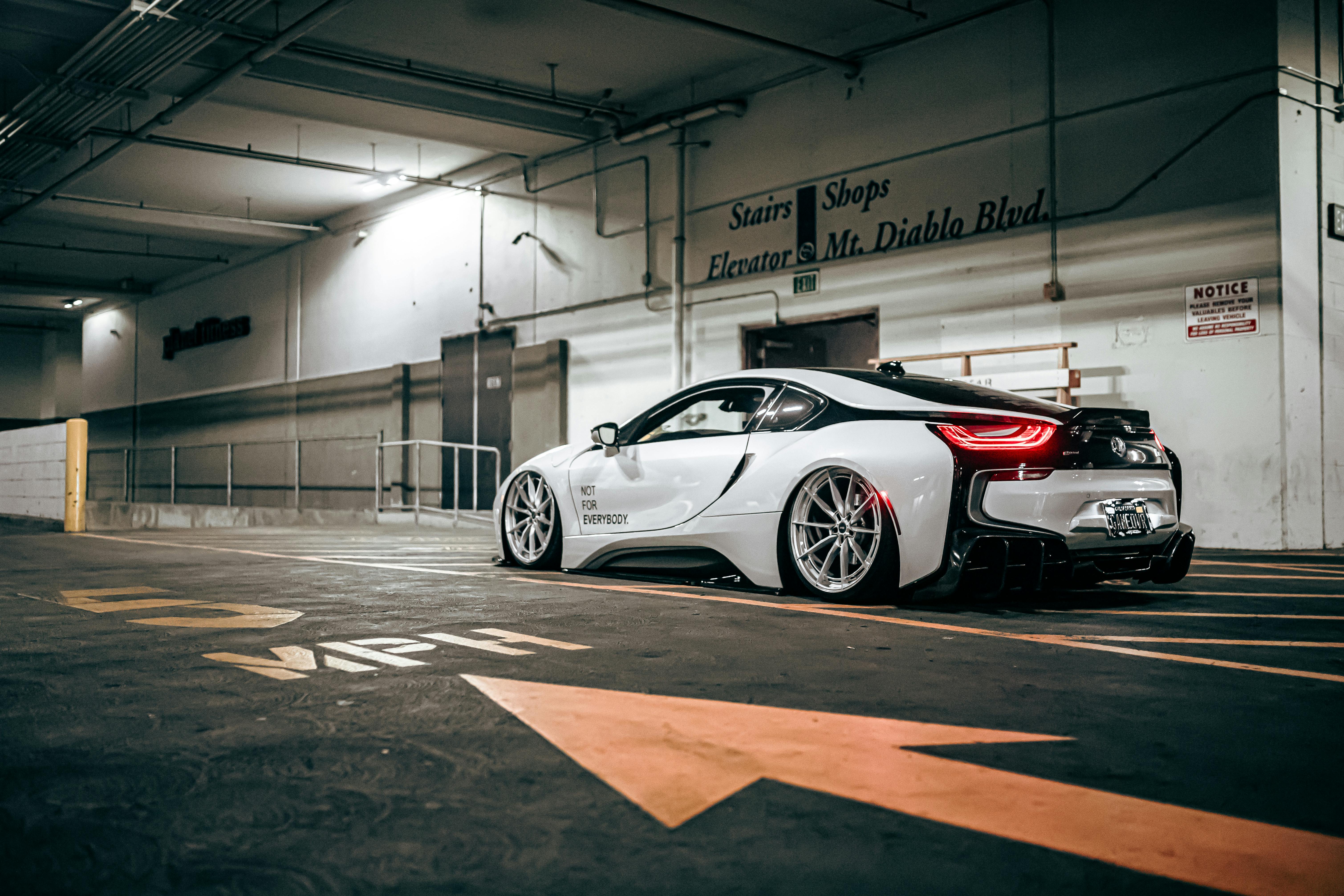 Race Shops Photos, Download The BEST Free Race Shops Stock Photos & HD ...