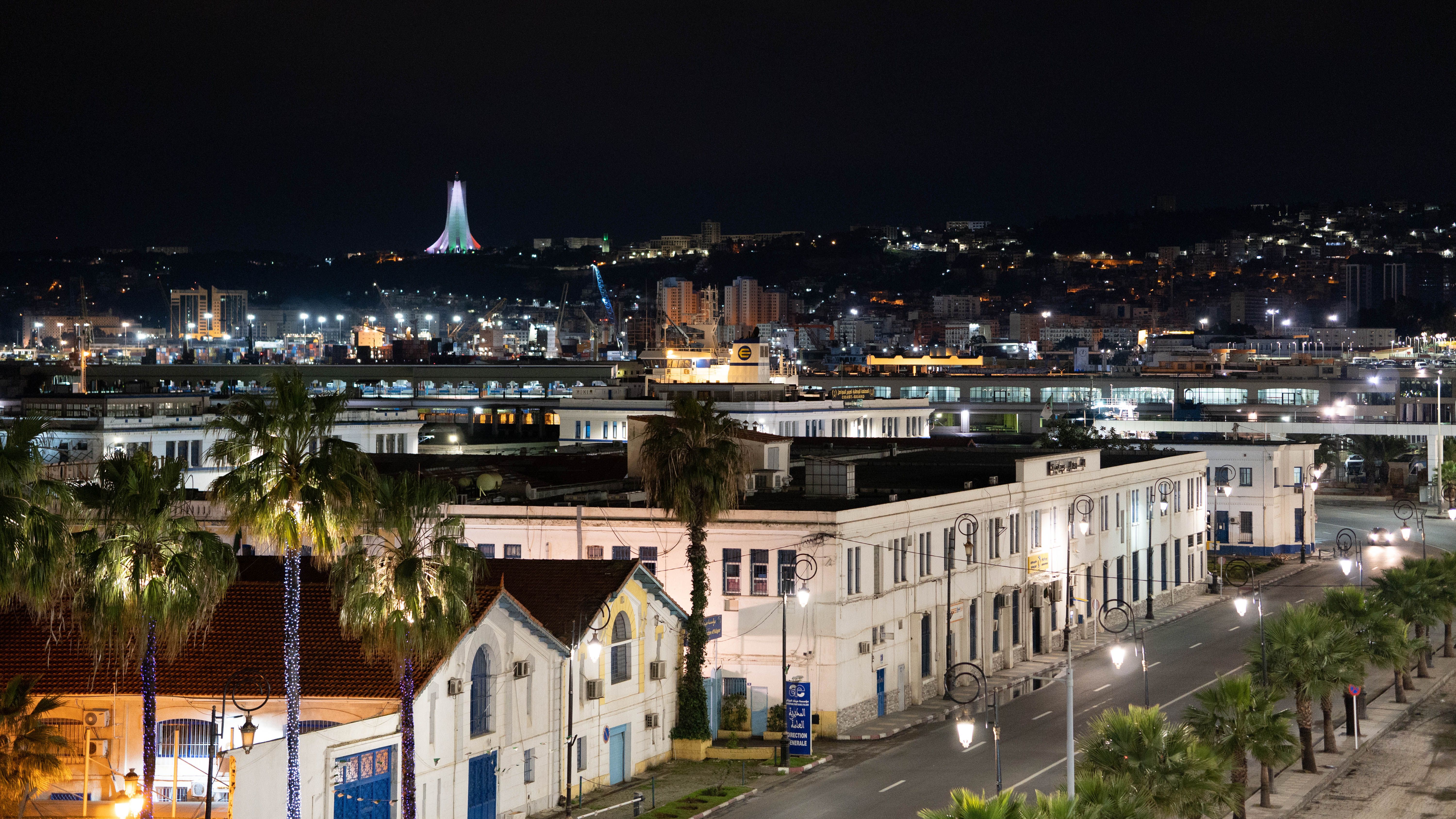 Alger by night · Free Stock Photo