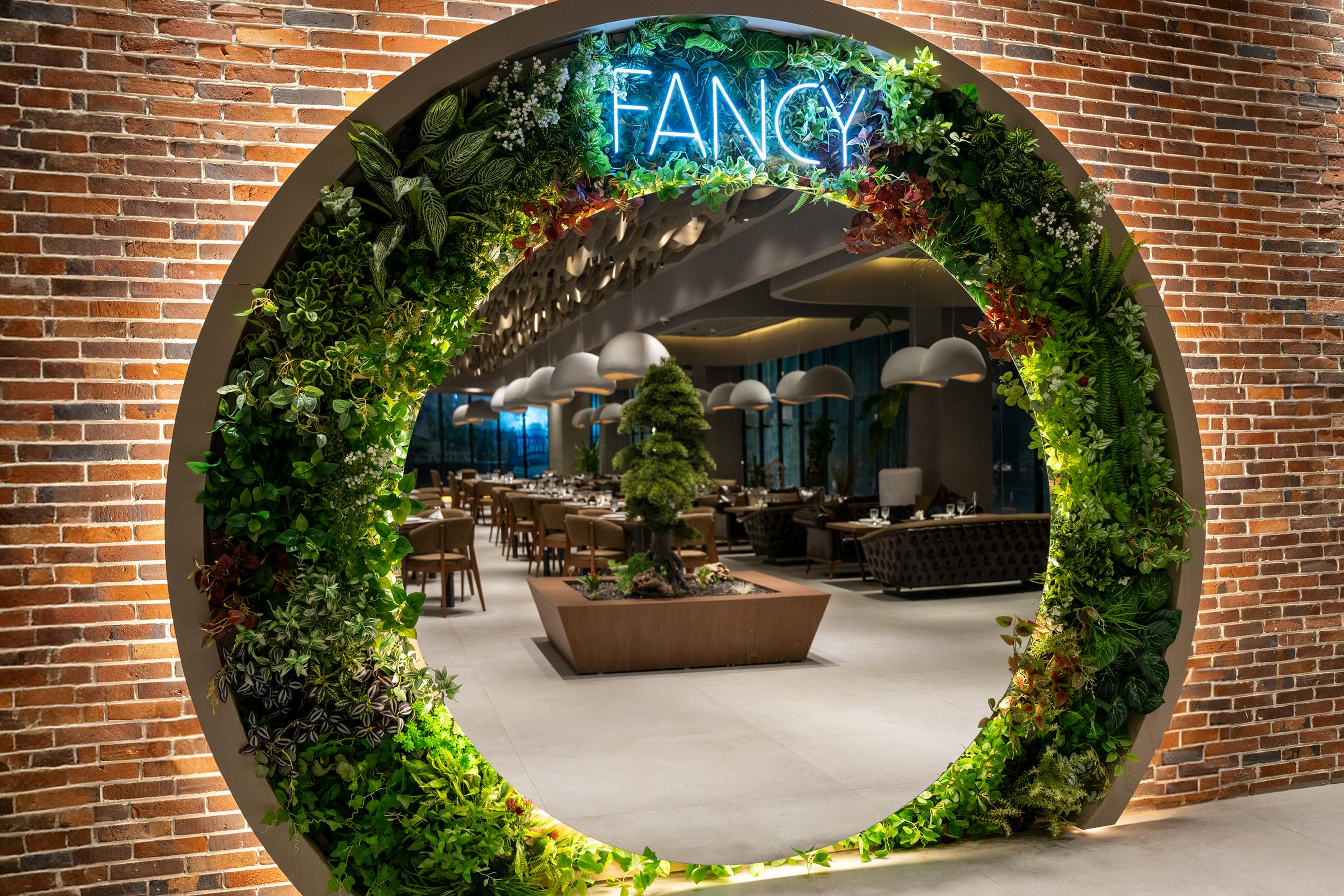 fancy Cafe and Restaurant · Free Stock Photo