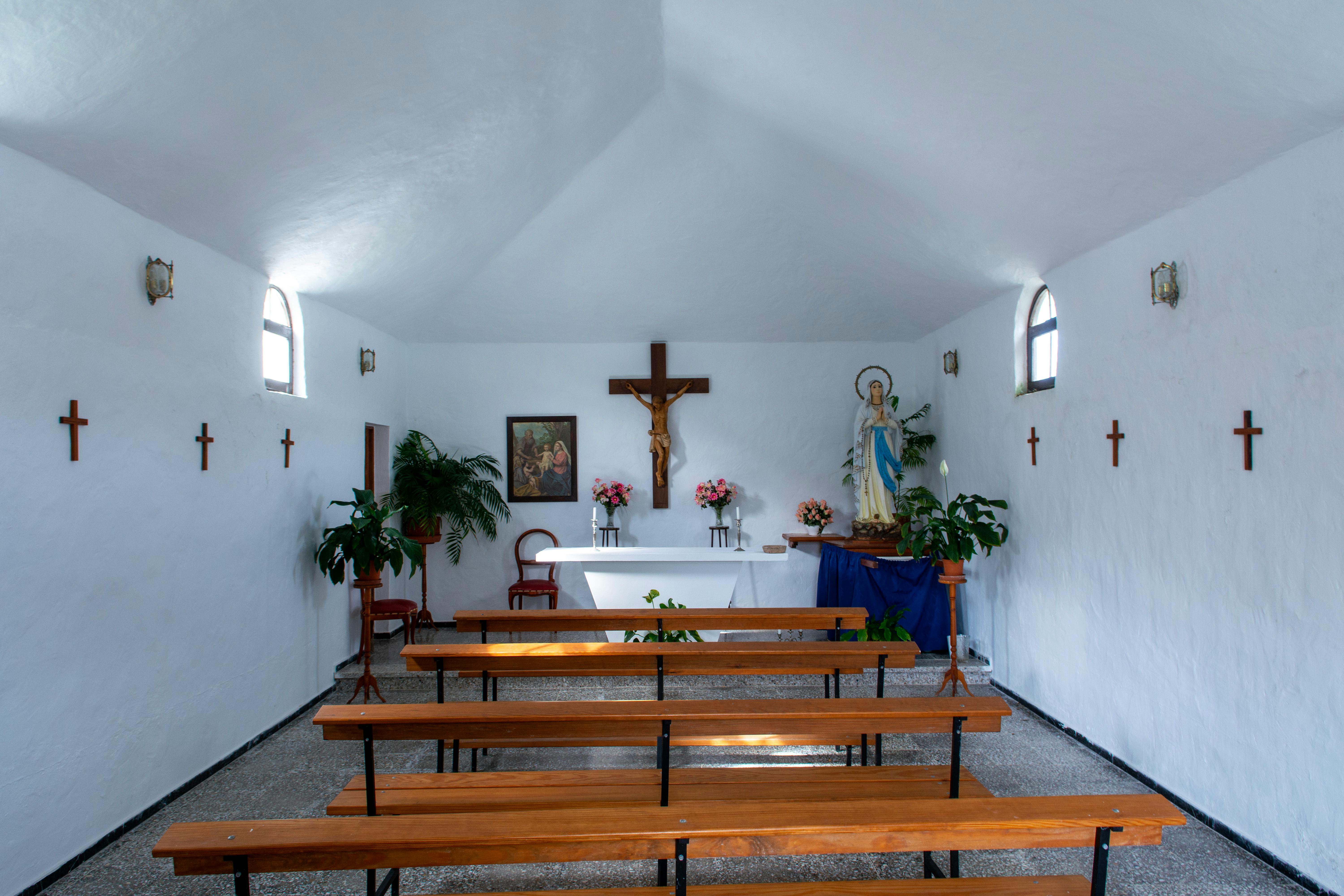 Inside A Bank Photos, Download The BEST Free Inside A Bank Stock Photos ...