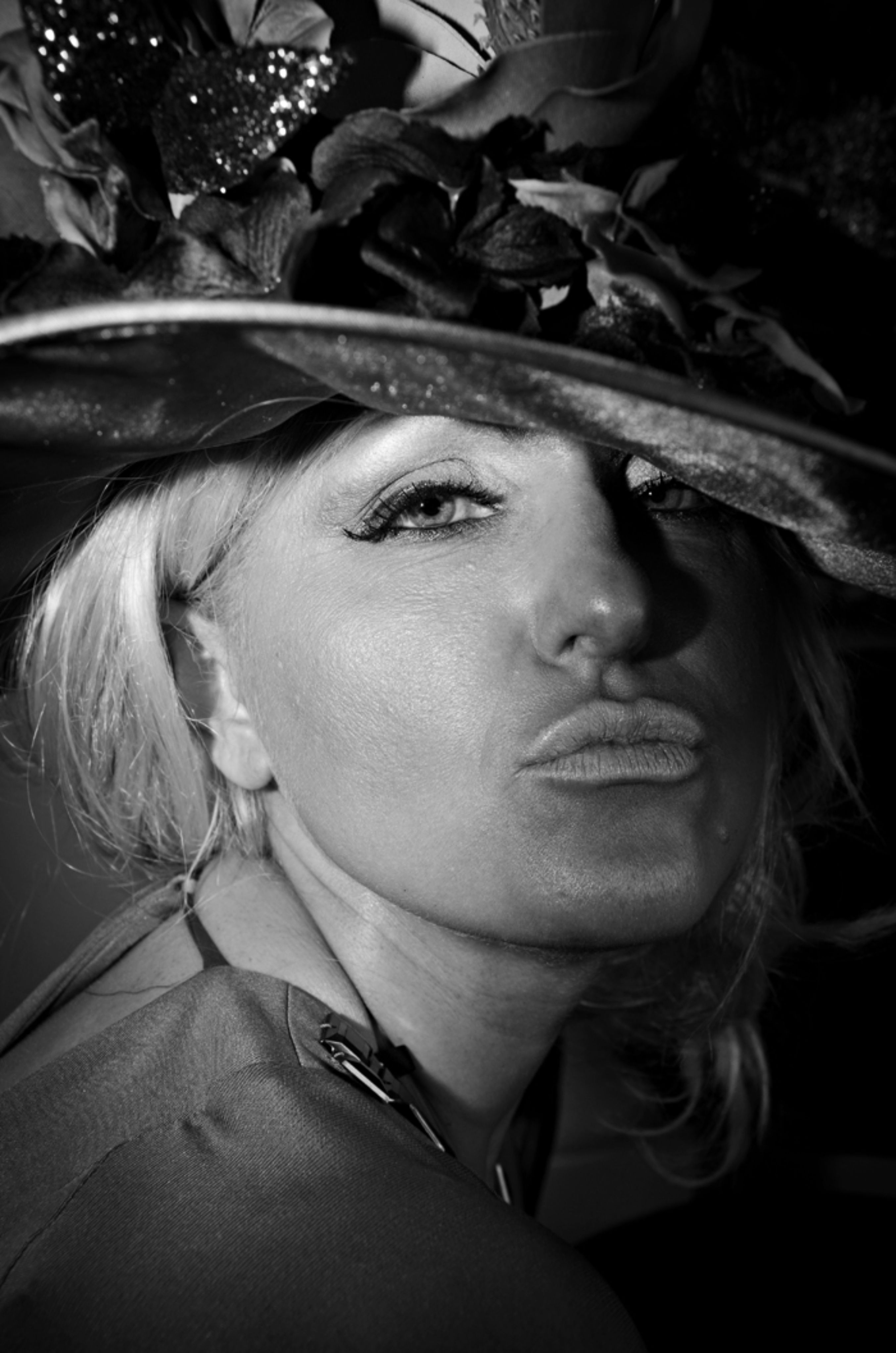 Woman In Big Fancy Hat Photos, Download The BEST Free Woman In Big ...