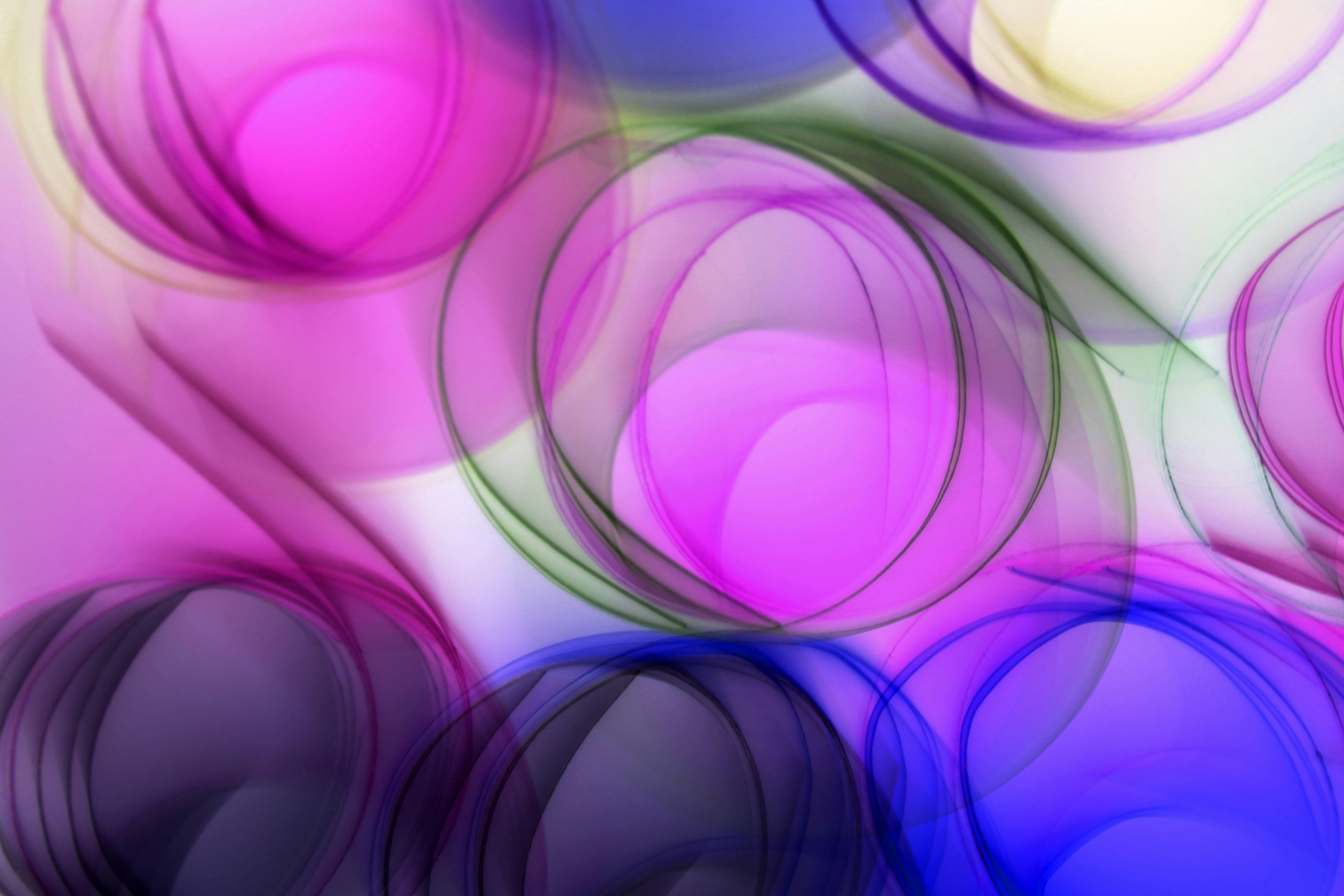 Abstract background with colorful circles · Free Stock Photo