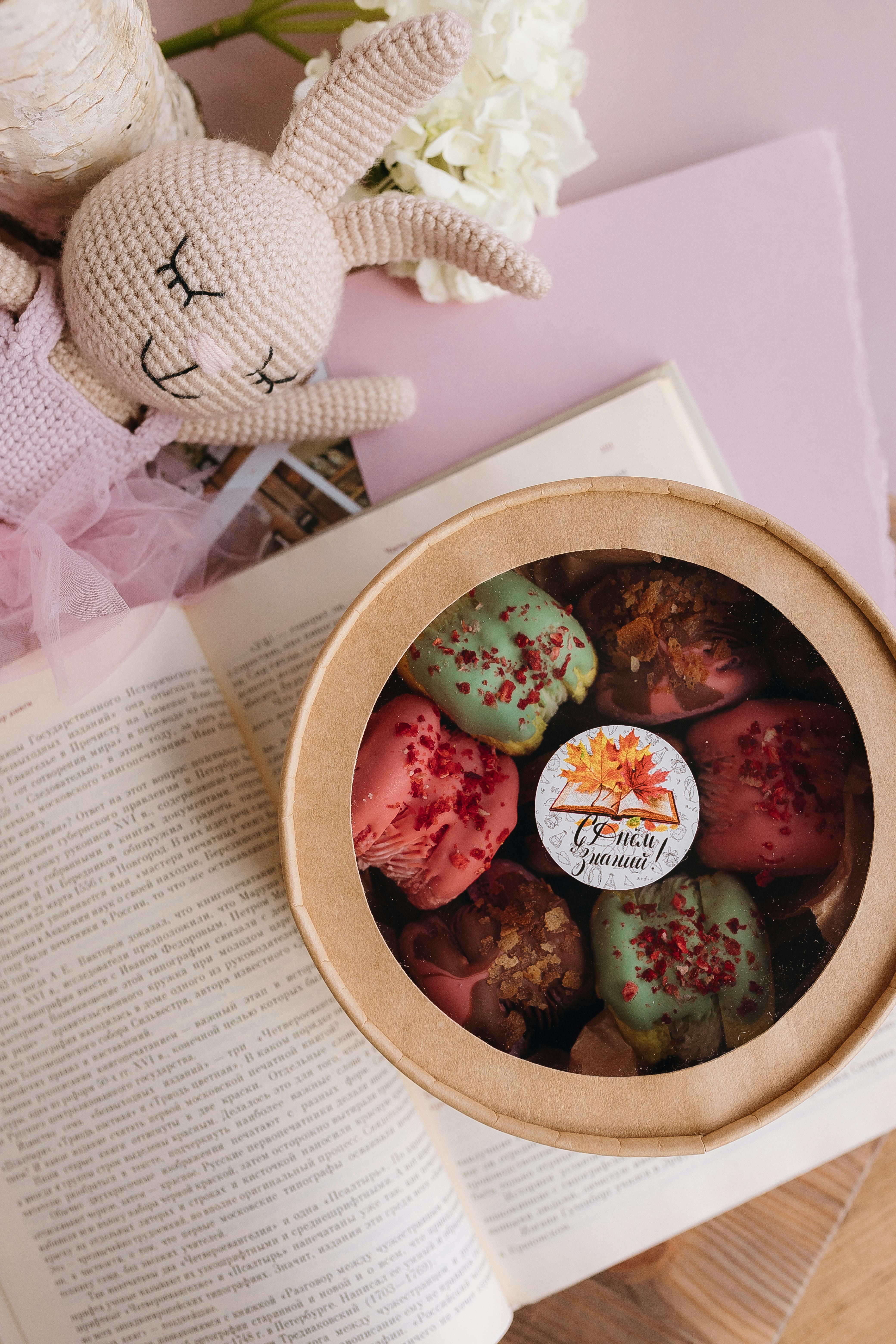 Open Box Of Candies Photos, Download The BEST Free Open Box Of Candies ...