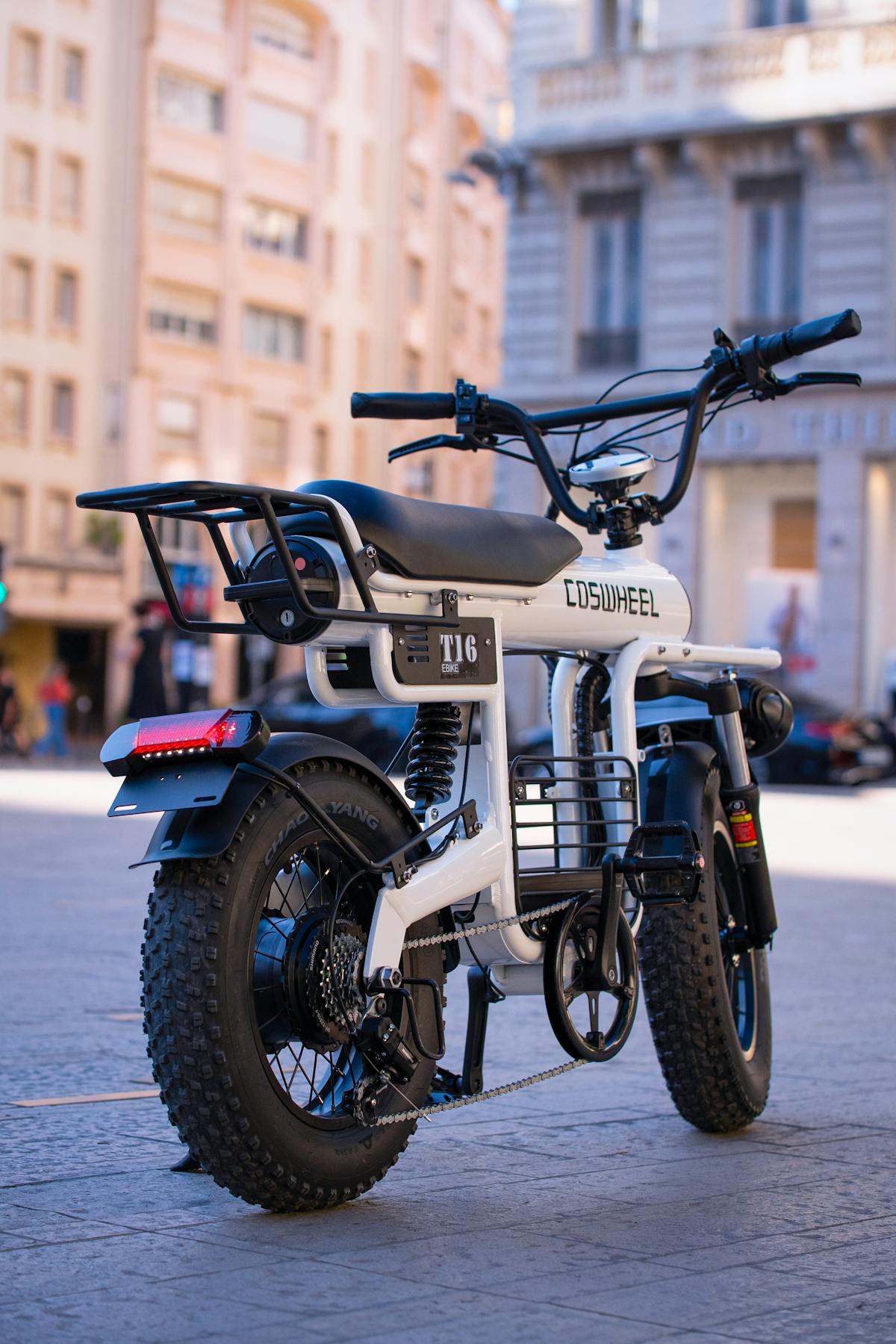 Electric Bike Photos, Download The BEST Free Electric Bike Stock Photos ...