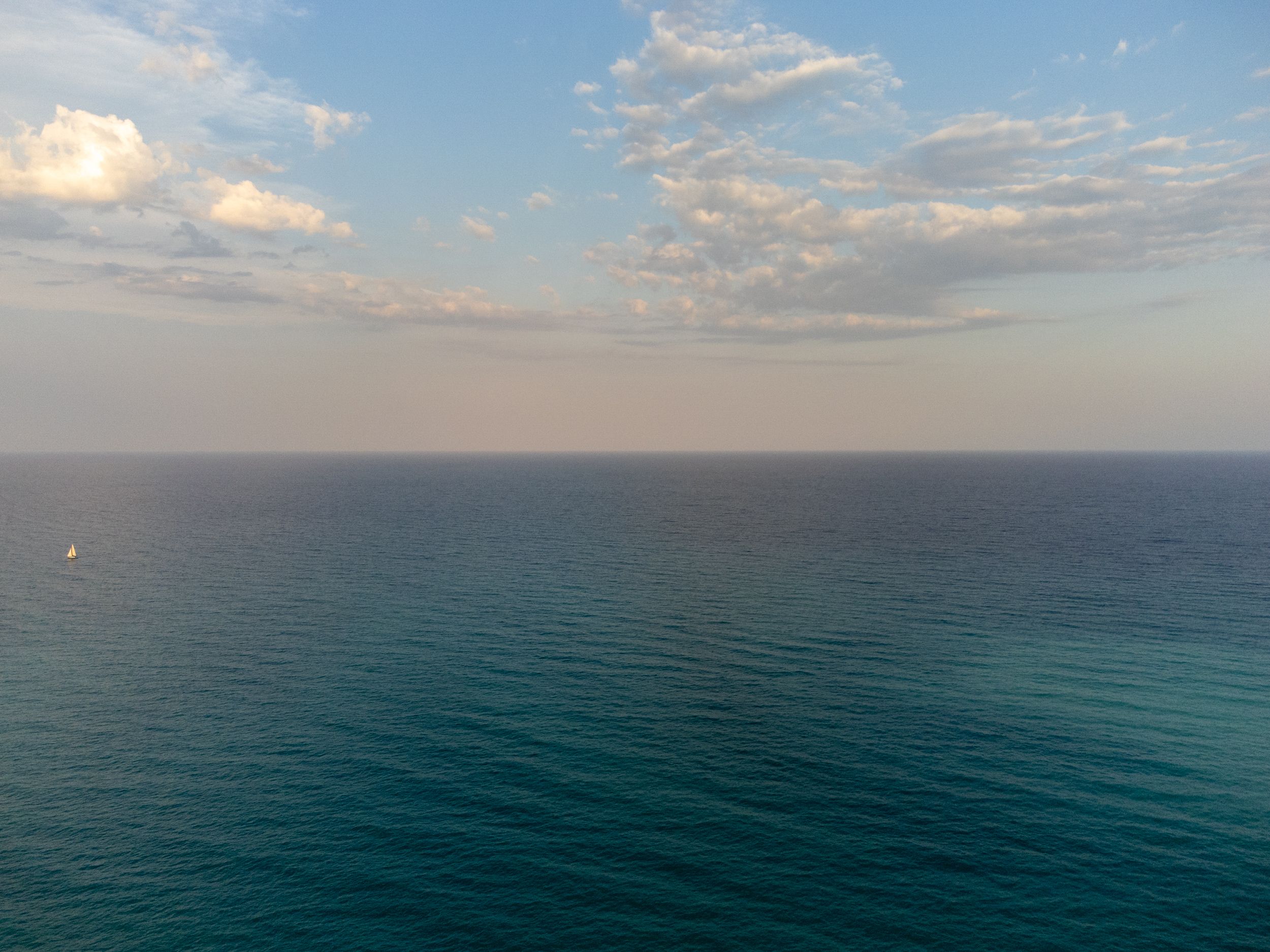 A view of the ocean from a plane · Free Stock Photo