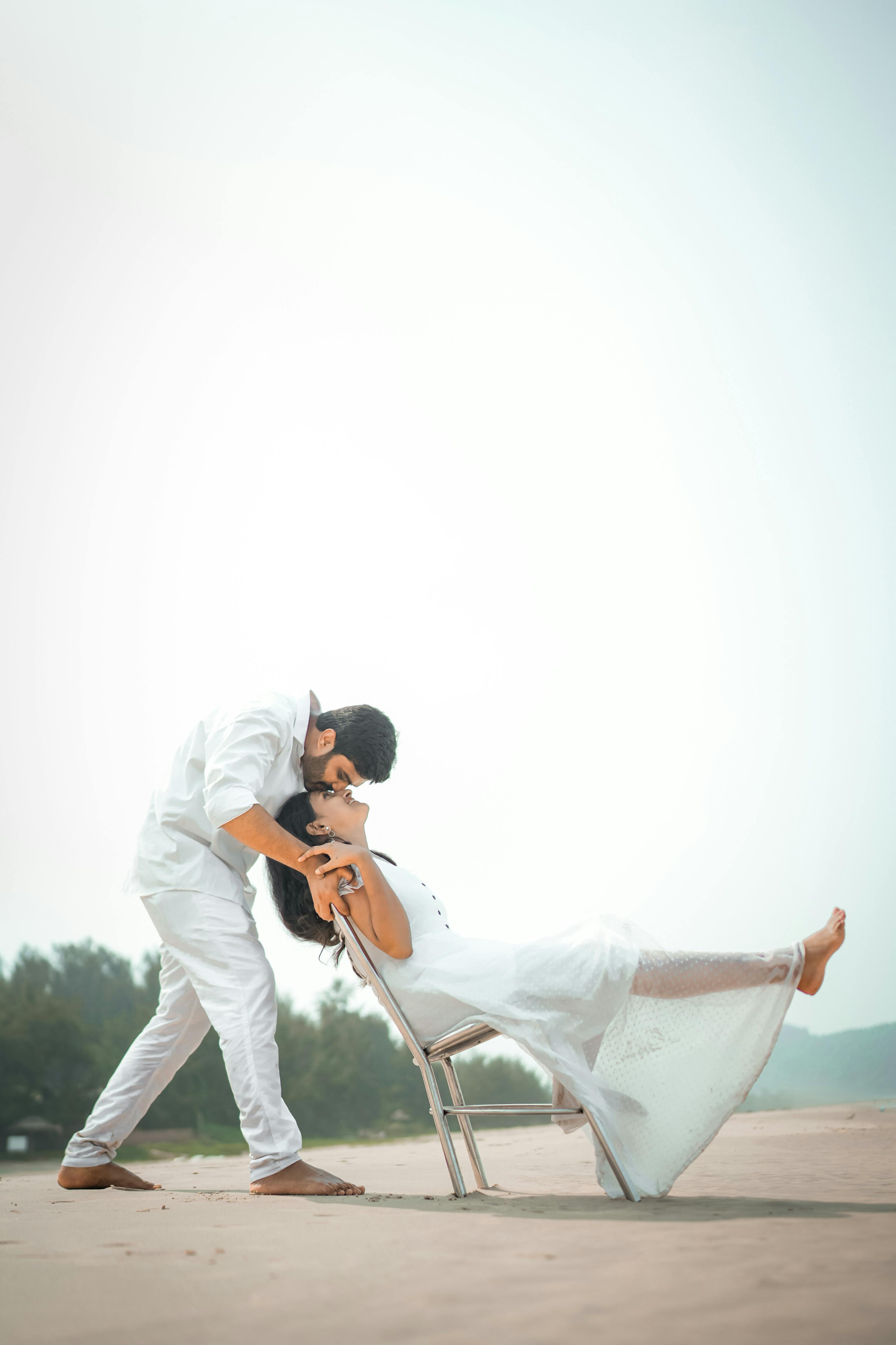Prewedding on a white dress · Free Stock Photo
