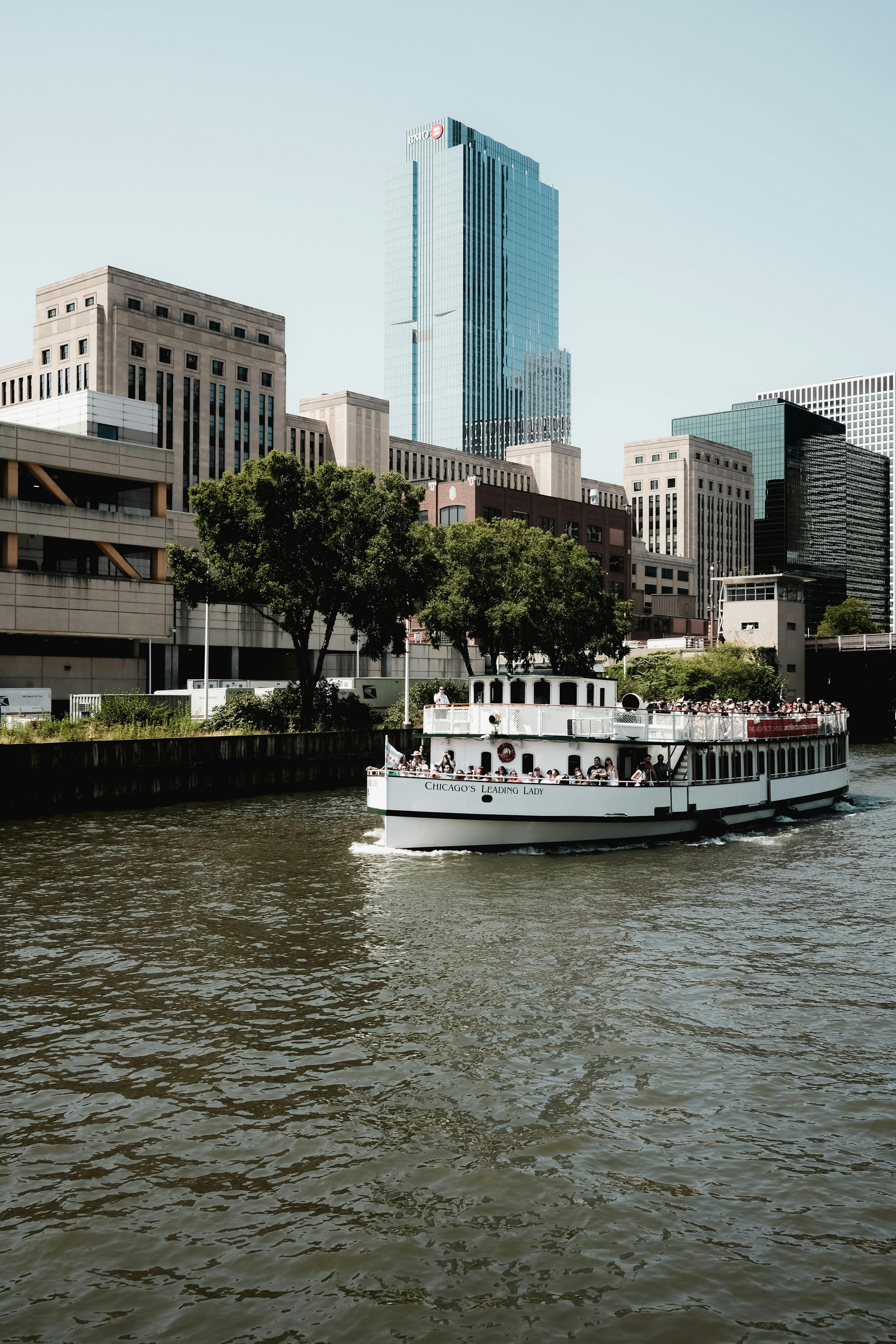 Chicago Riverwalk Boat Tour Photos, Download The BEST Free Chicago ...