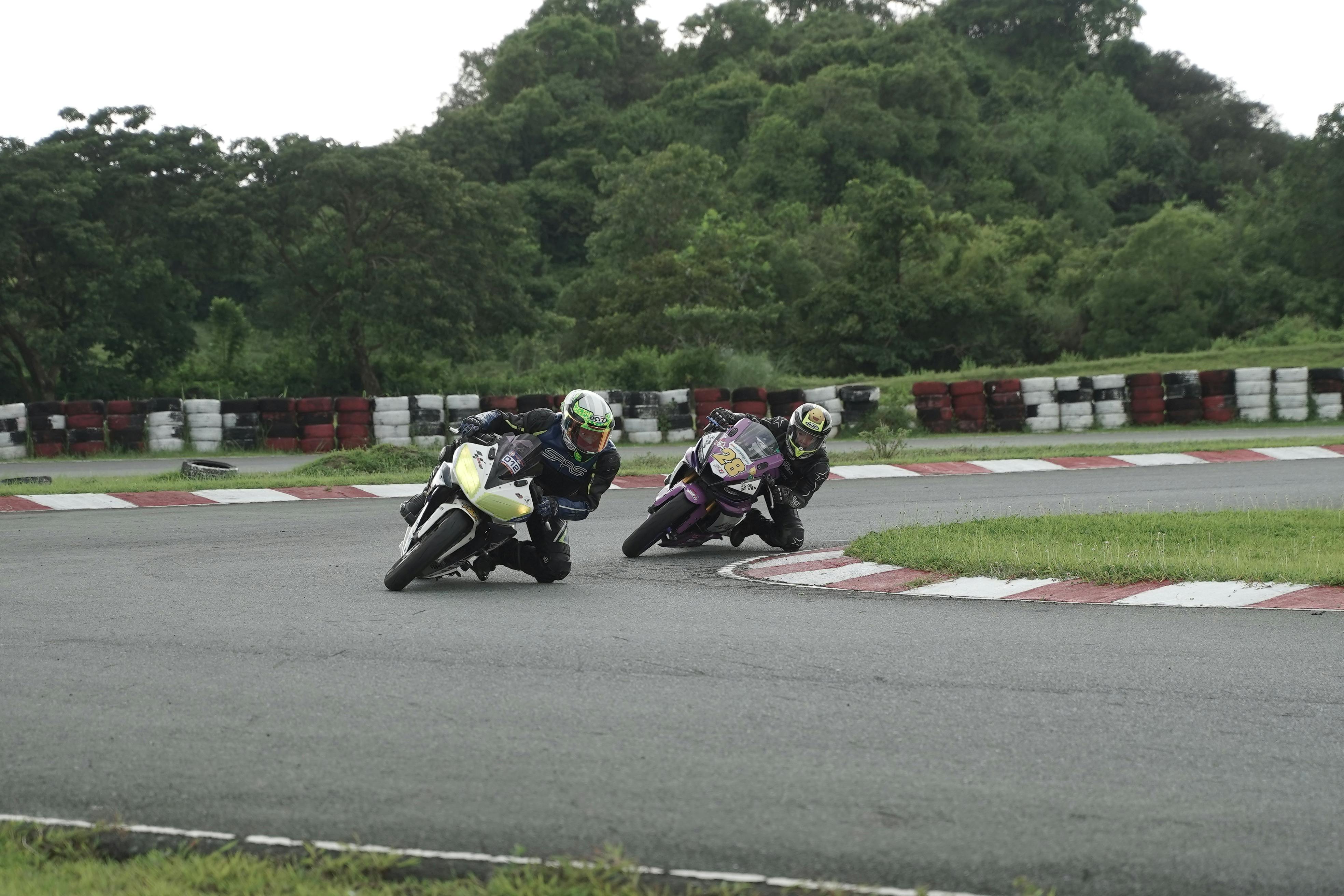 Car Race Track Background Photos, Download The BEST Free Car Race Track ...