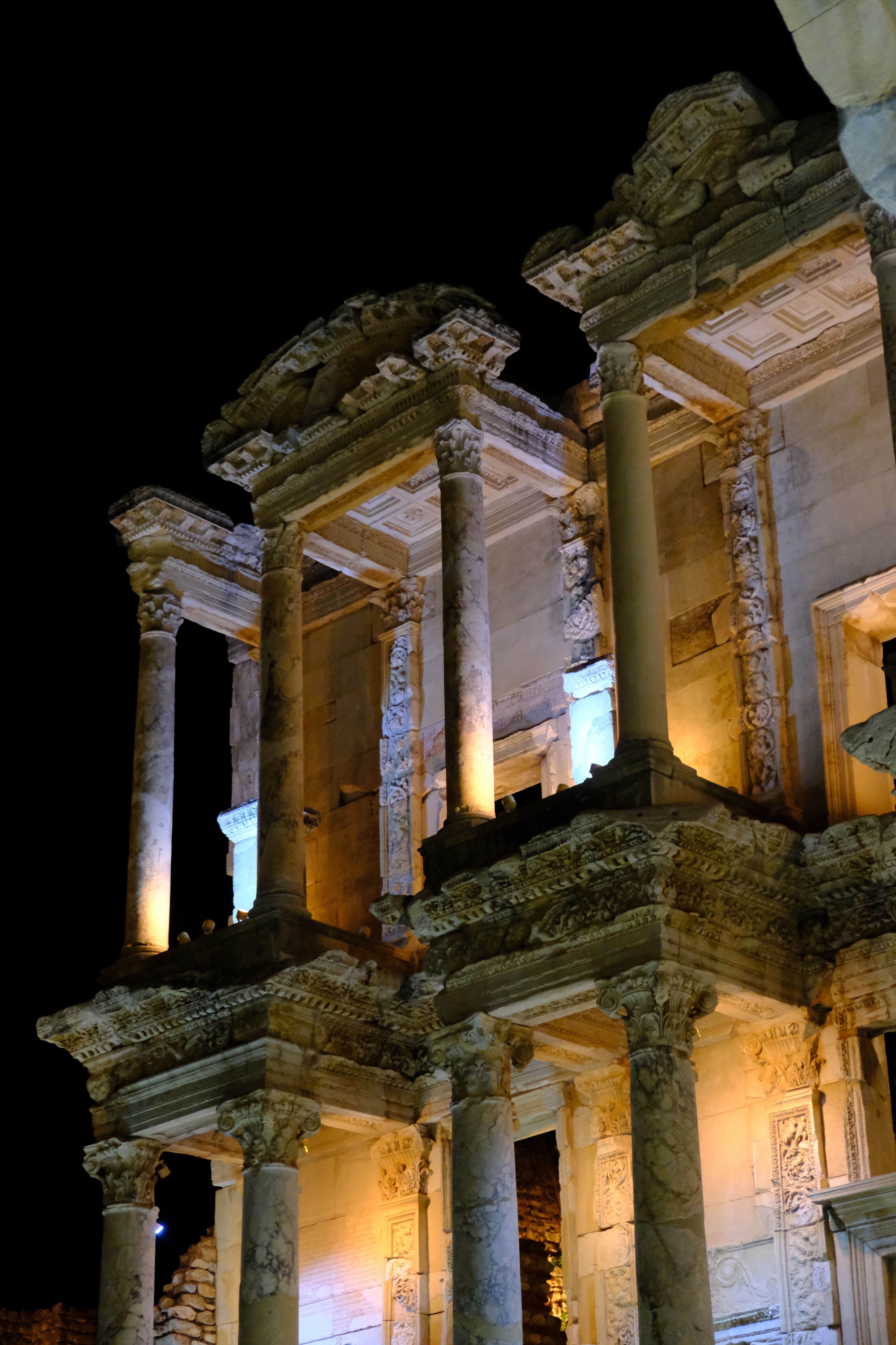 The ancient building is lit up at night · Free Stock Photo