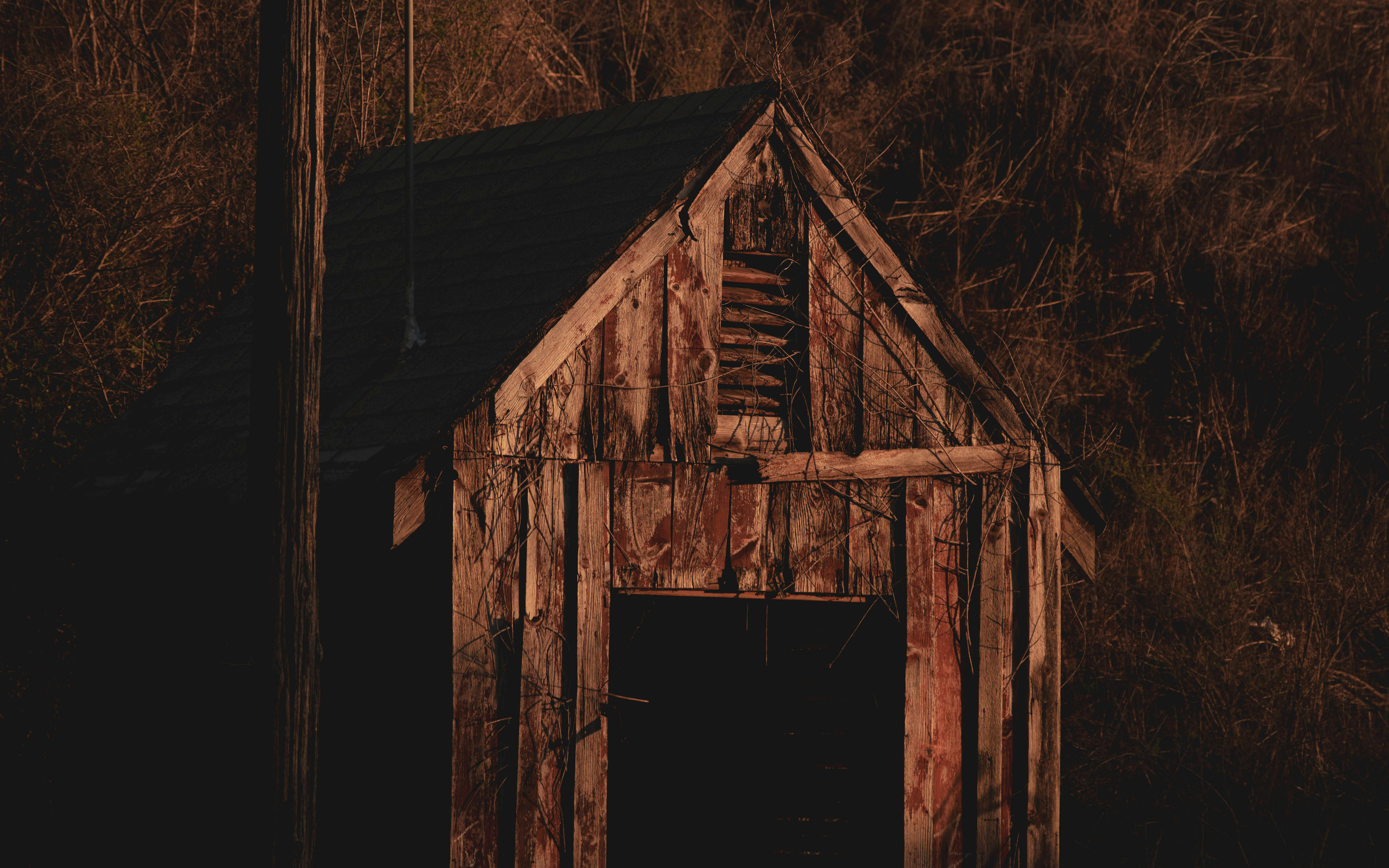 Red House Shed - Fort Mason, California · Free Stock Photo