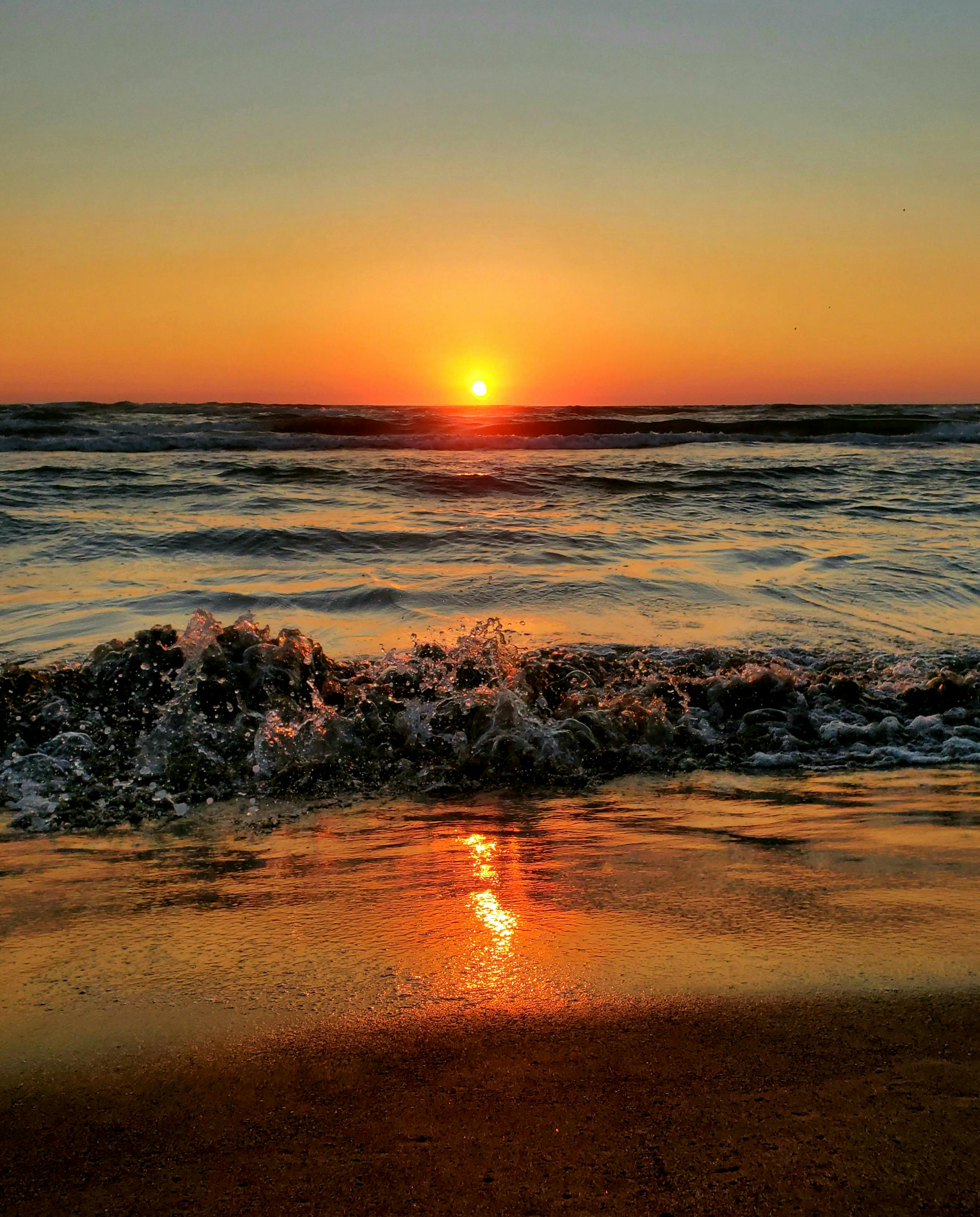 Sun Is Down To The Sea Photos, Download The BEST Free Sun Is Down To ...