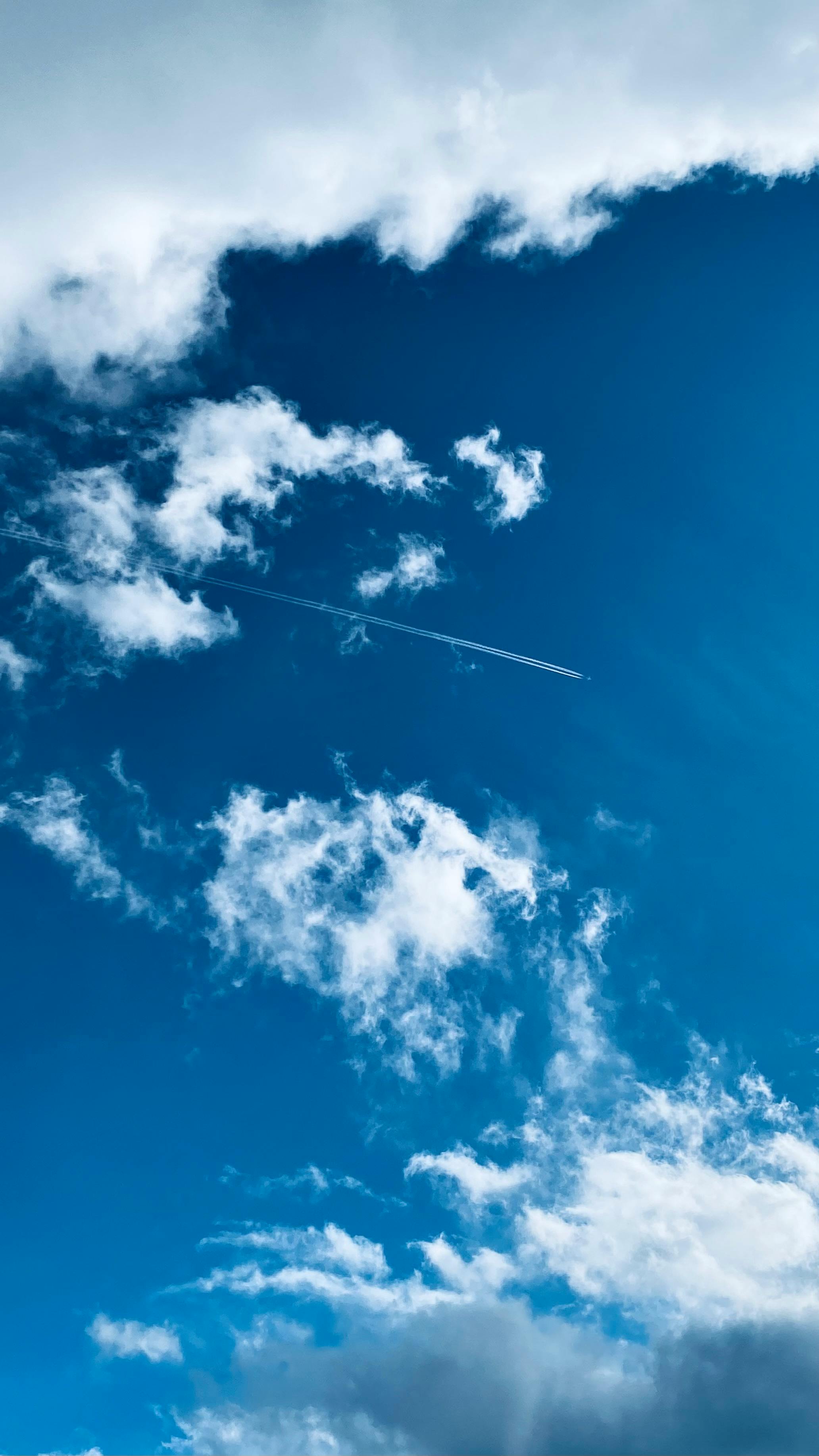 Light Contrail Photos, Download The BEST Free Light Contrail Stock ...