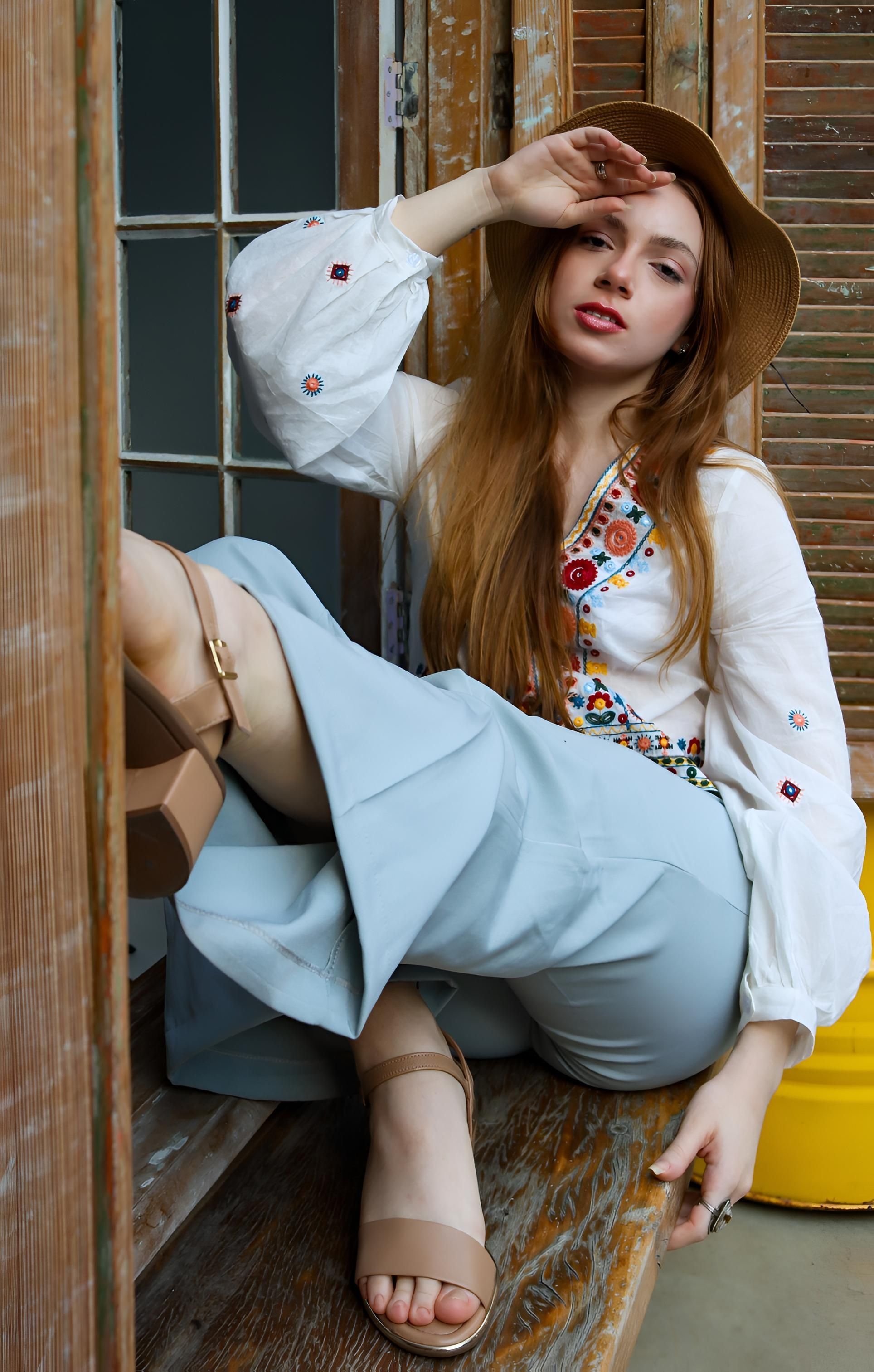 Sandal Model Photos, Download The BEST Free Sandal Model Stock Photos ...