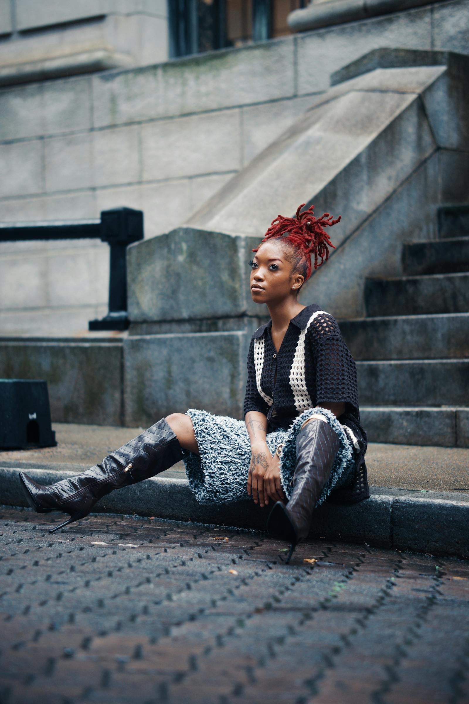 Person Sitting Down Photos, Download The BEST Free Person Sitting Down ...