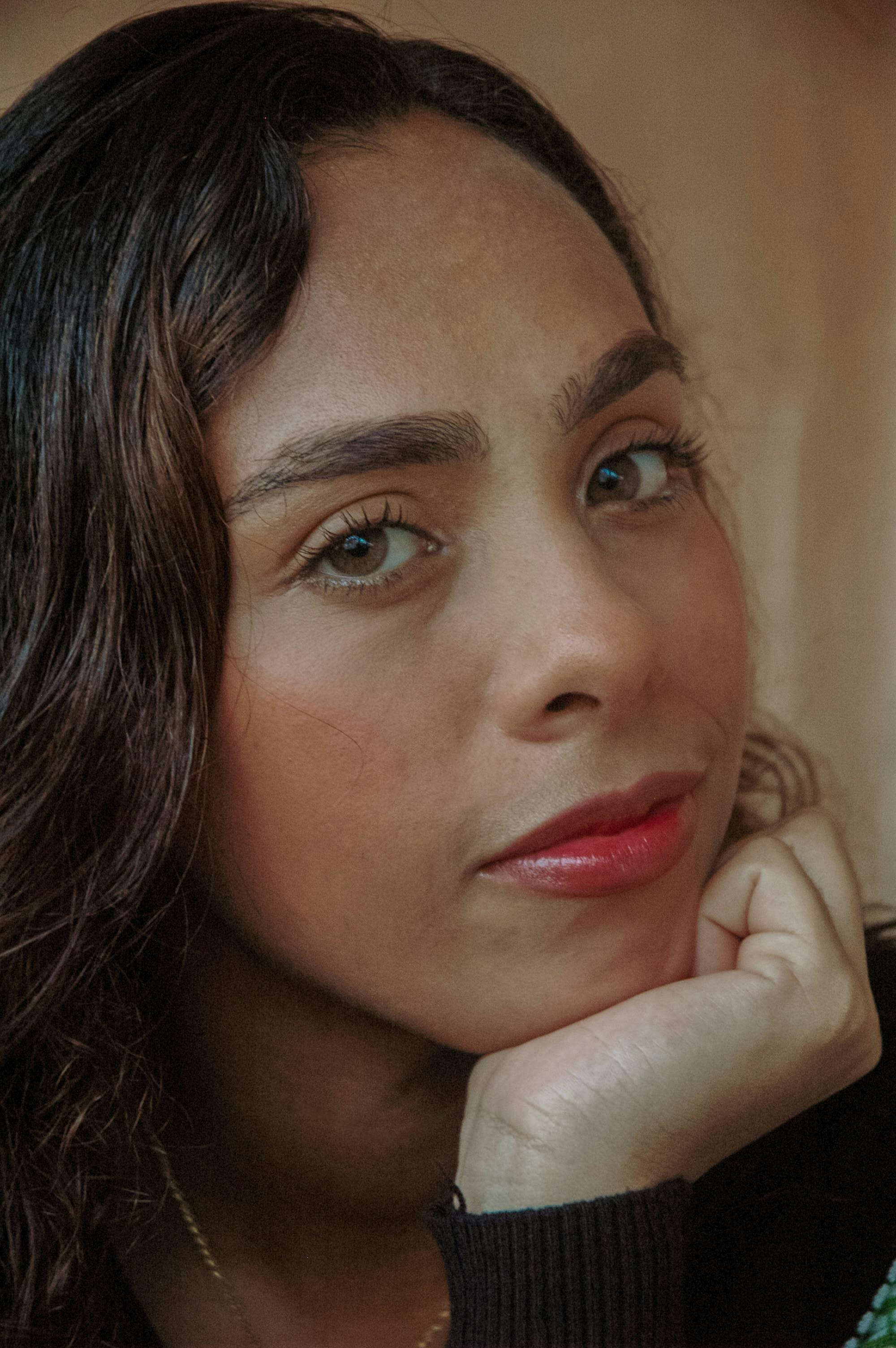 Face Serious Tied Hair Photos, Download The BEST Free Face Serious Tied ...