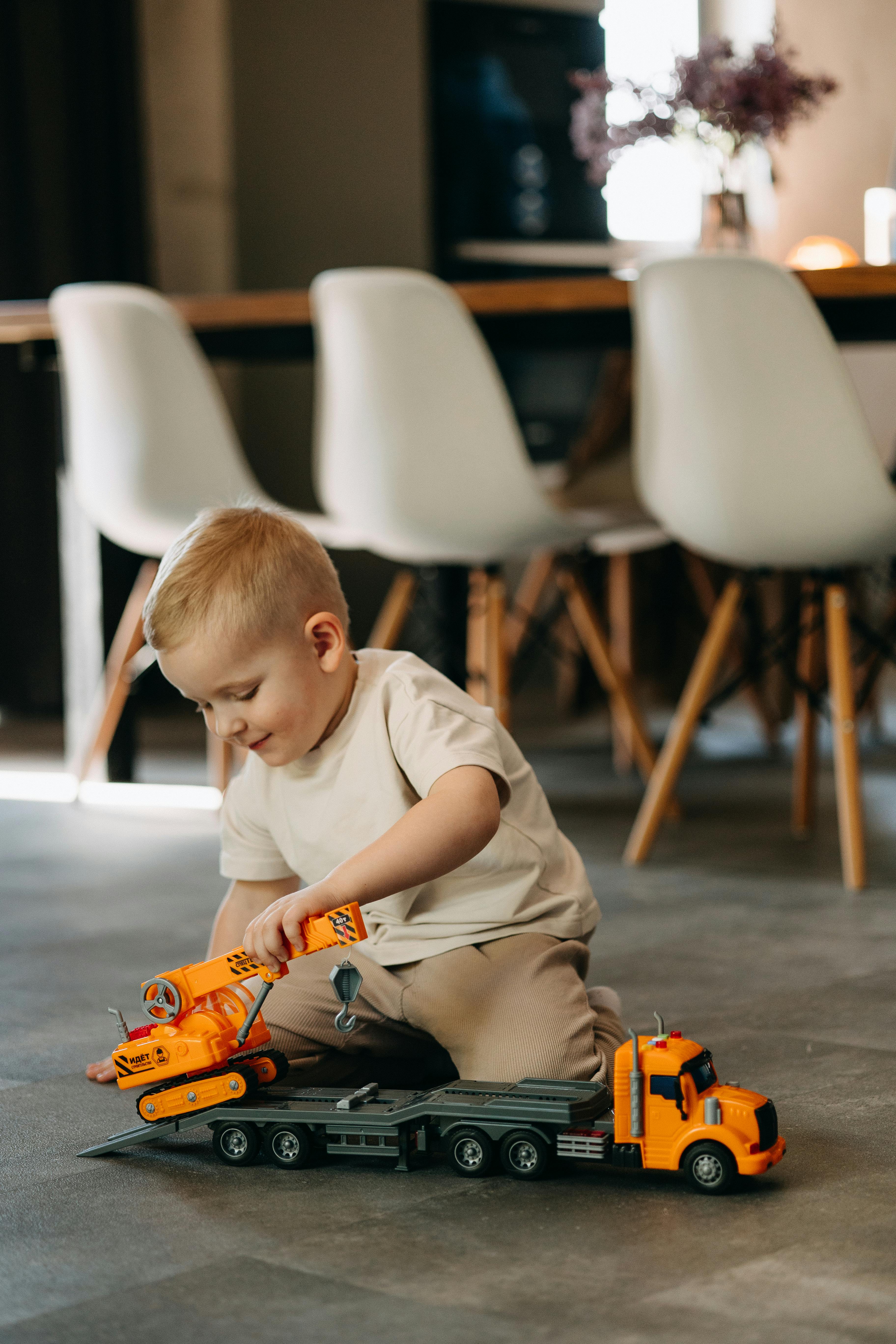 Kids Truck Bng Photos, Download The BEST Free Kids Truck Bng Stock ...