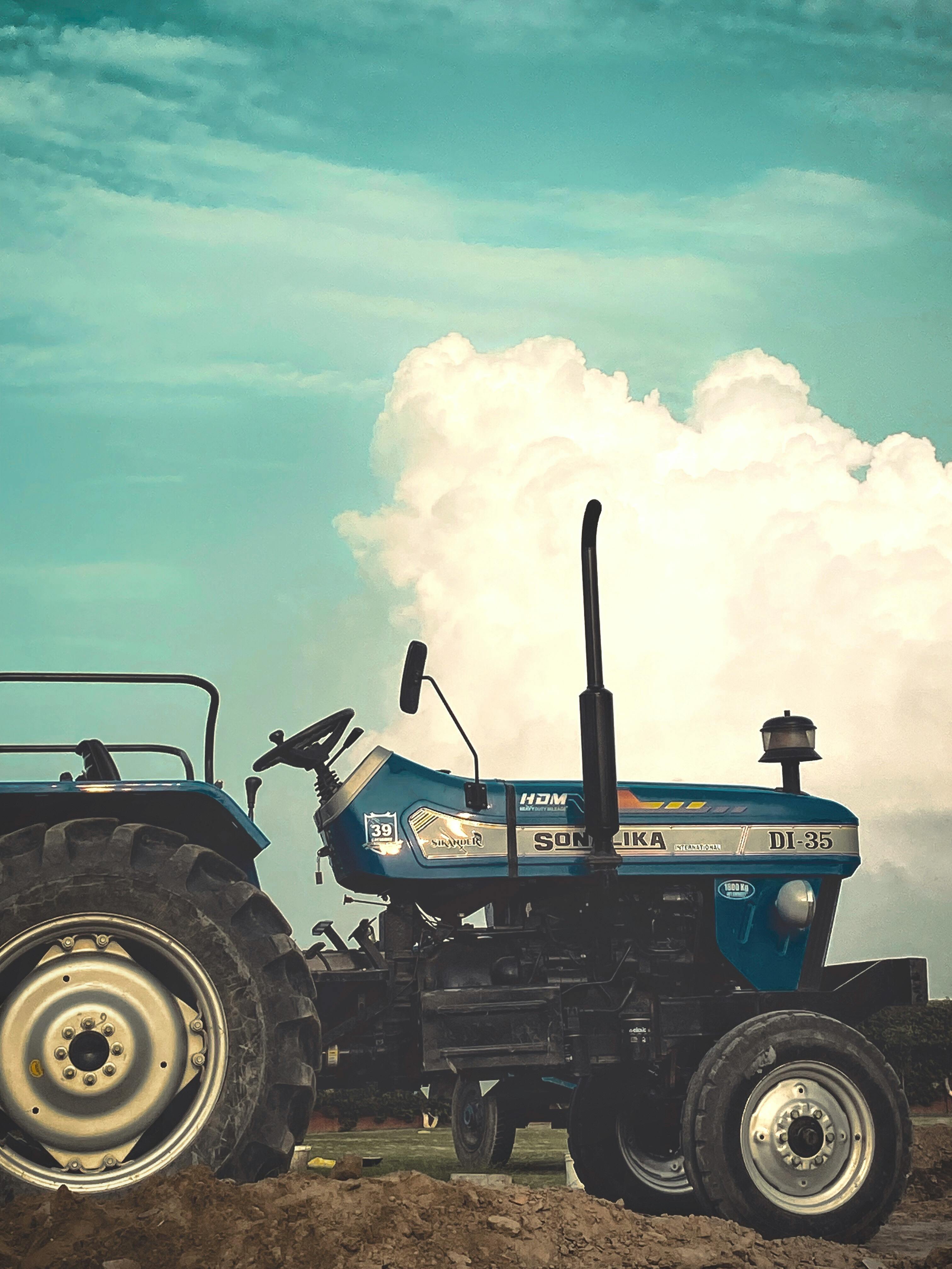 Punjab Tractor Photos, Download The BEST Free Punjab Tractor Stock ...