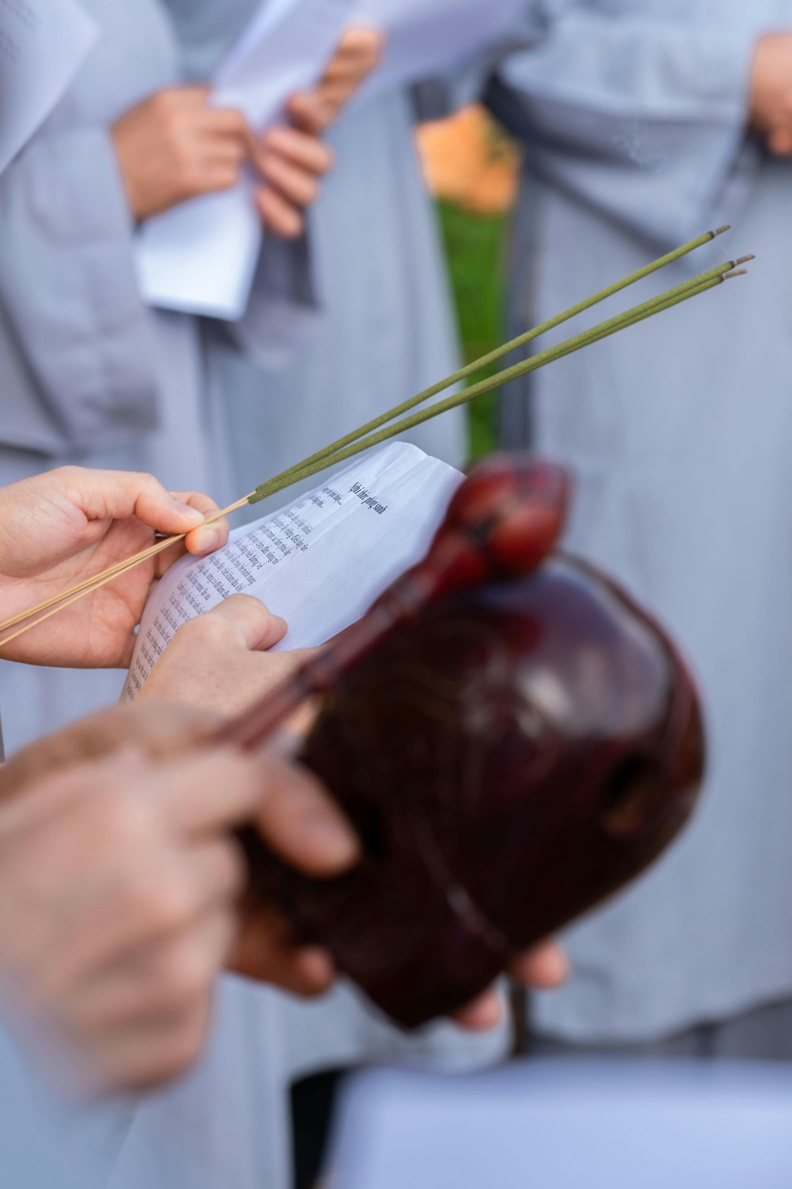 Robed Figures Photos, Download The BEST Free Robed Figures Stock Photos ...