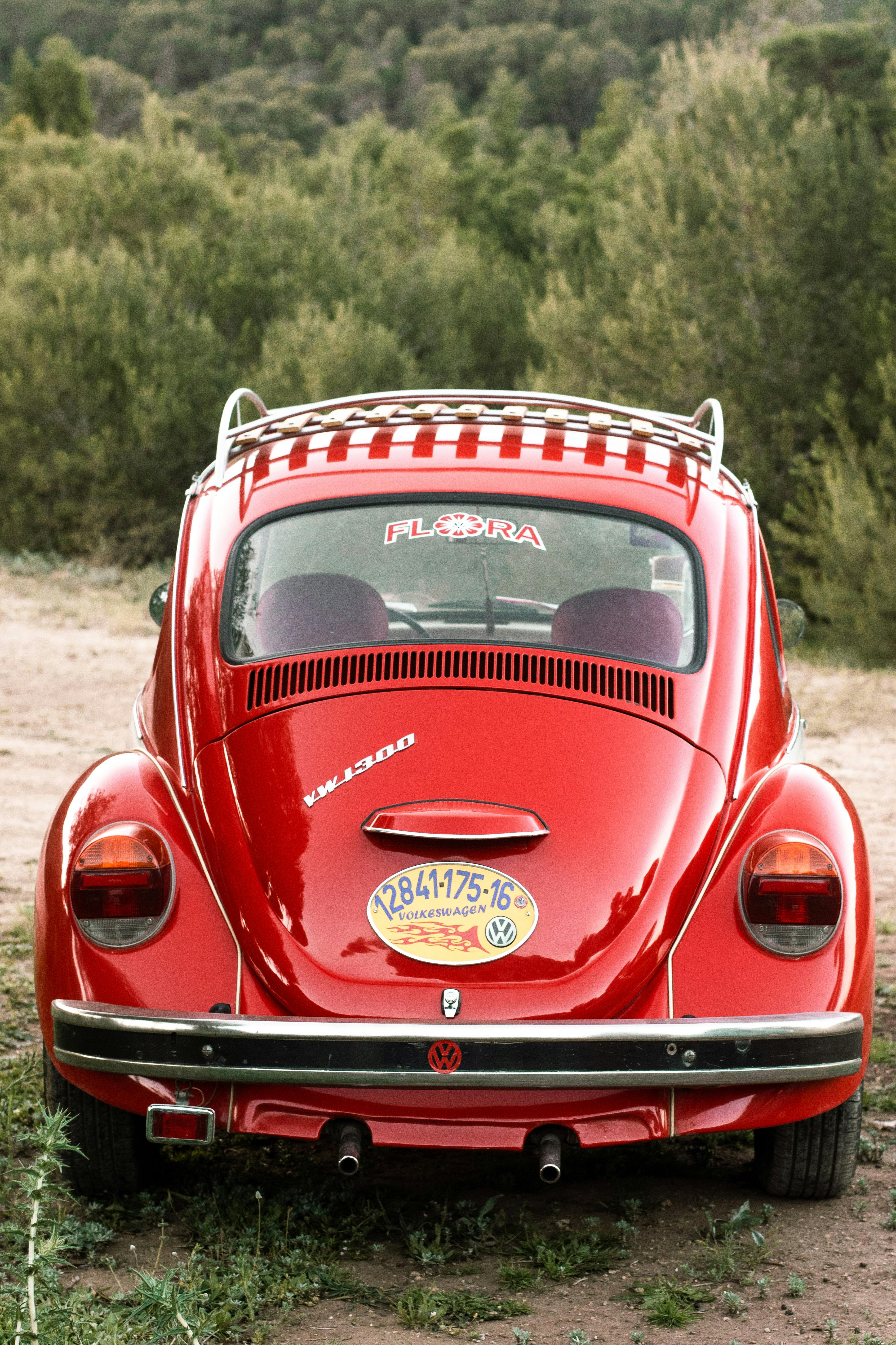 Close-Up Photography of Volkswagen Beetle · Free Stock Photo