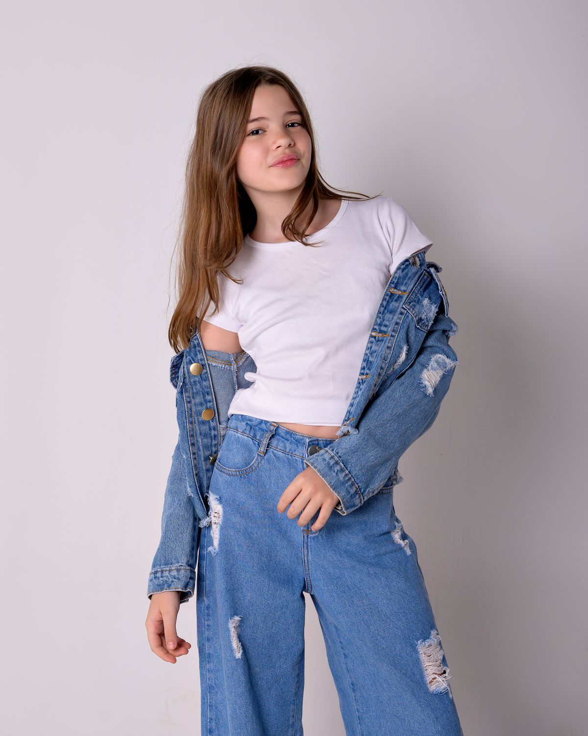 Girl Wearing Denim Photos, Download The BEST Free Girl Wearing Denim ...