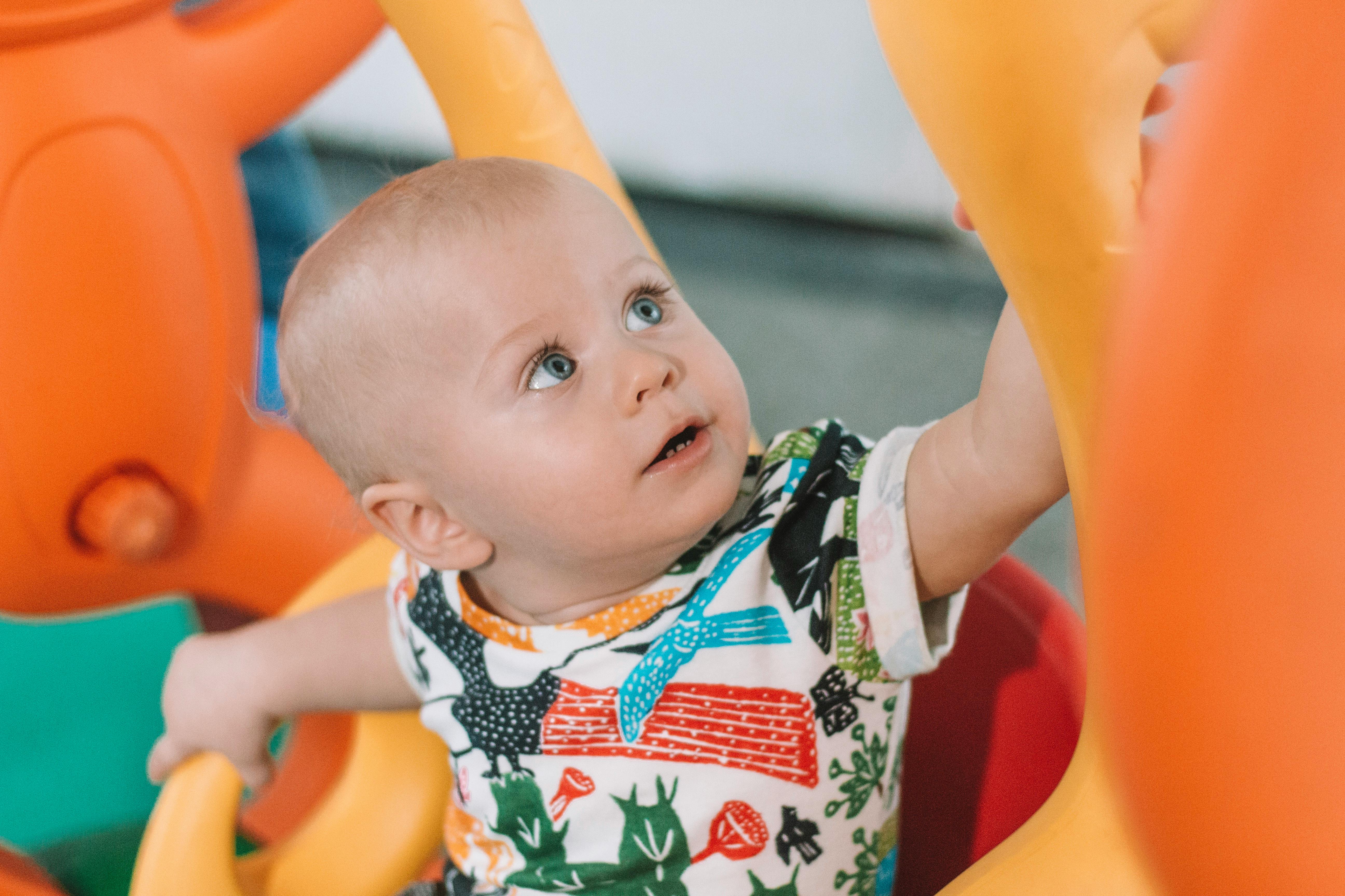 Baby Exploring Photos, Download The BEST Free Baby Exploring Stock ...