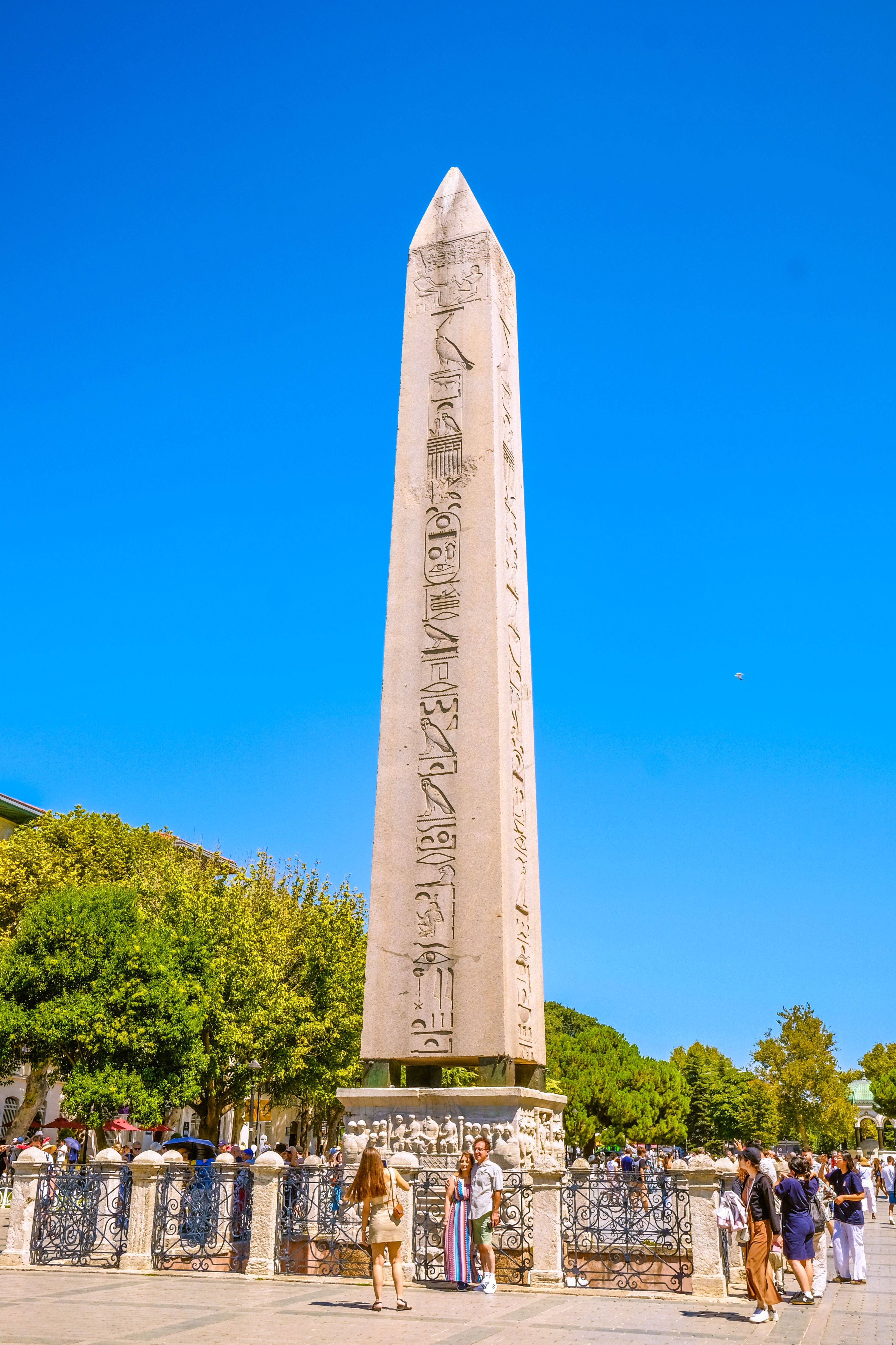 Architectural Photography of Obelisk · Free Stock Photo