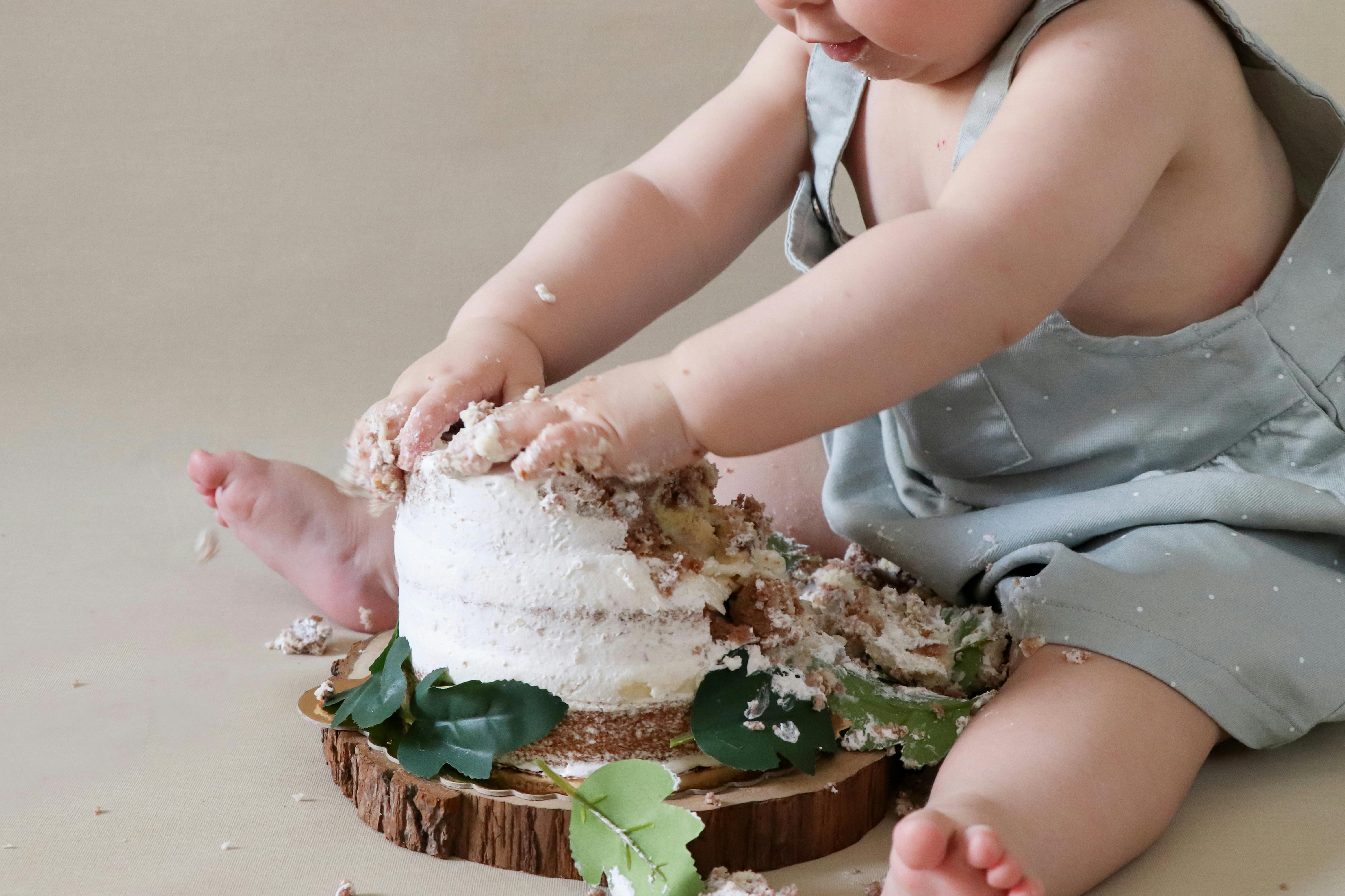 Smashing Cake Photos, Download The BEST Free Smashing Cake Stock Photos ...