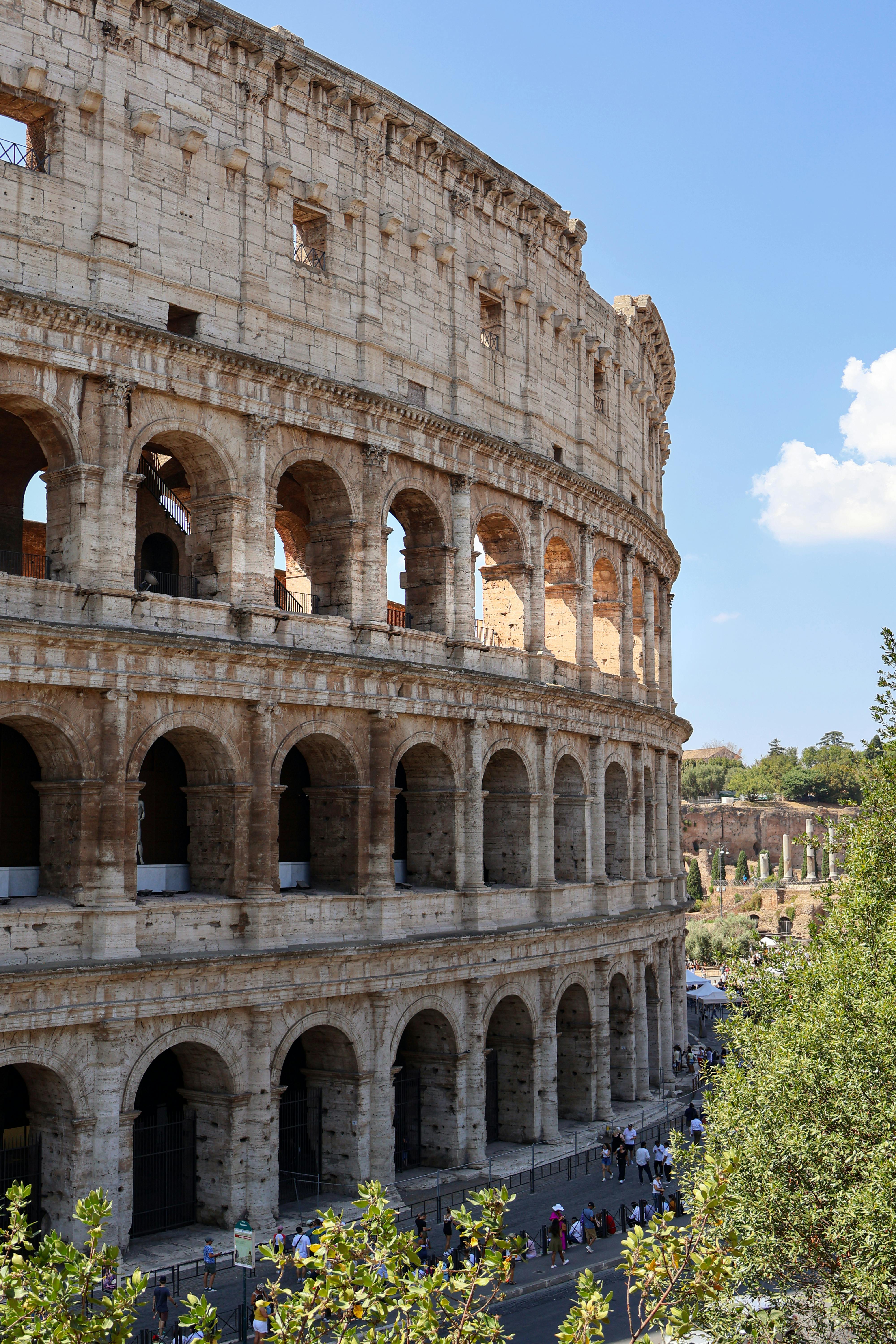 Colosseo a Roma · Free Stock Photo