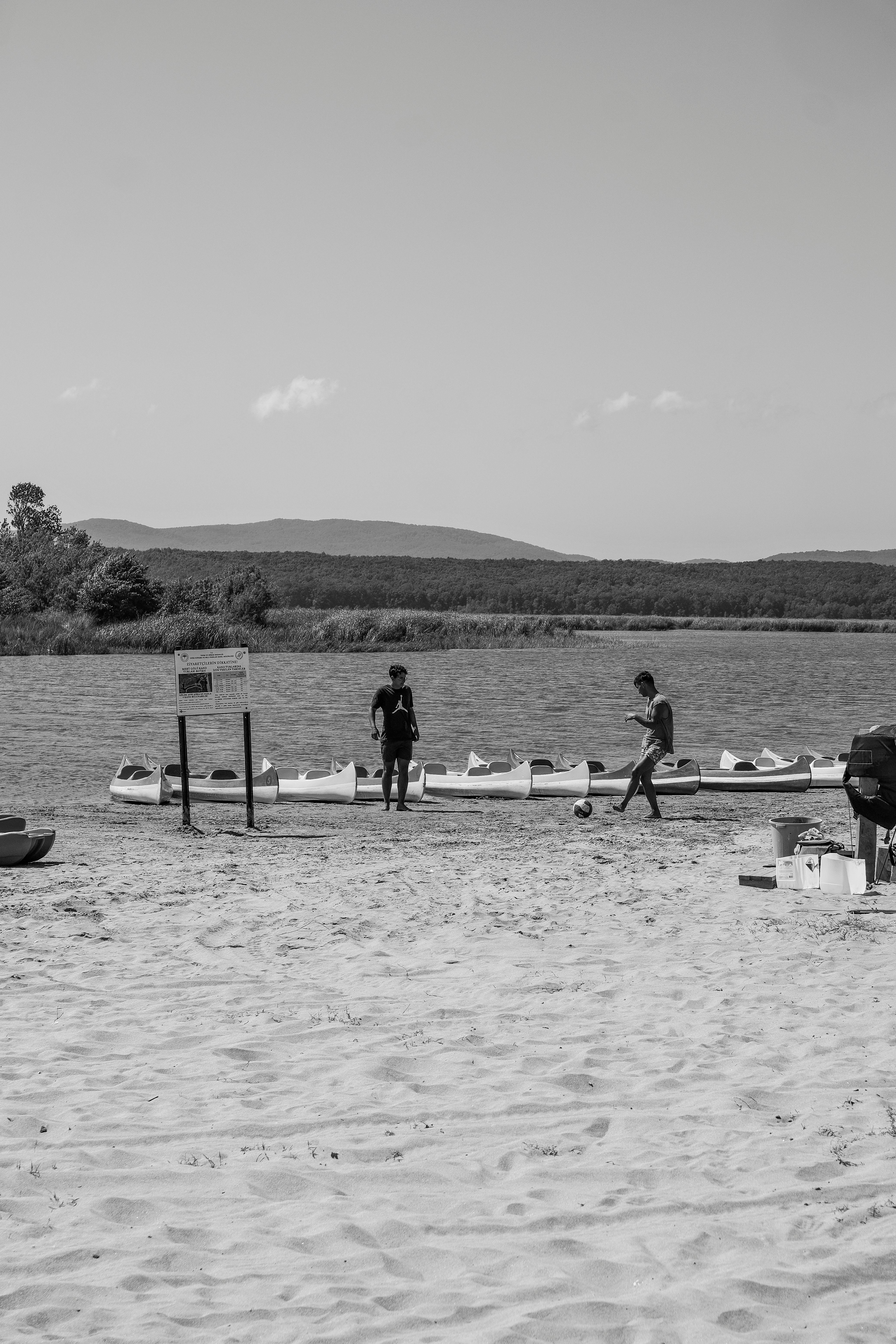 2048 X 1152 Pixels And 6mb Or Less Of Football Photos, Download The ...