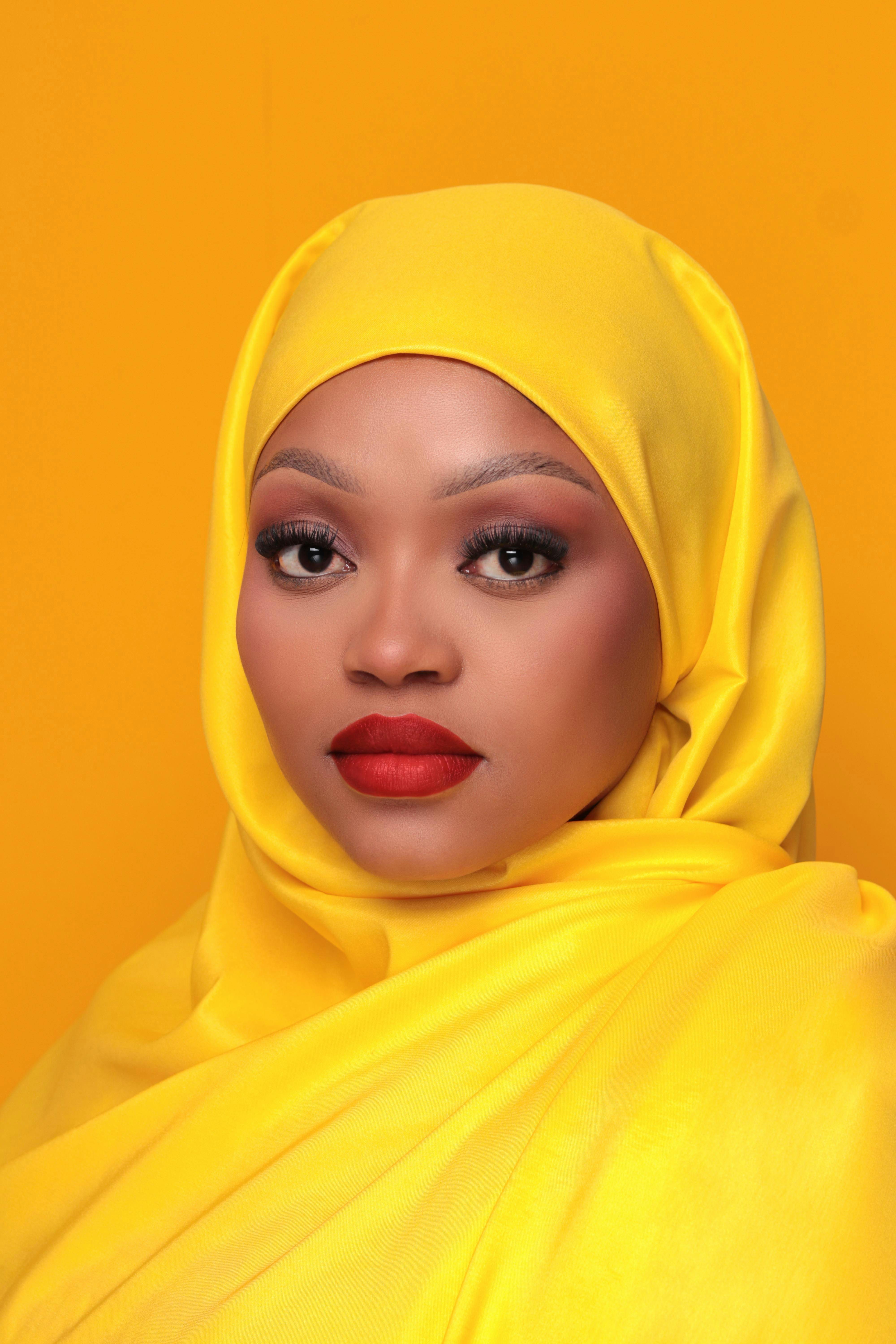 woman in yellow · Free Stock Photo