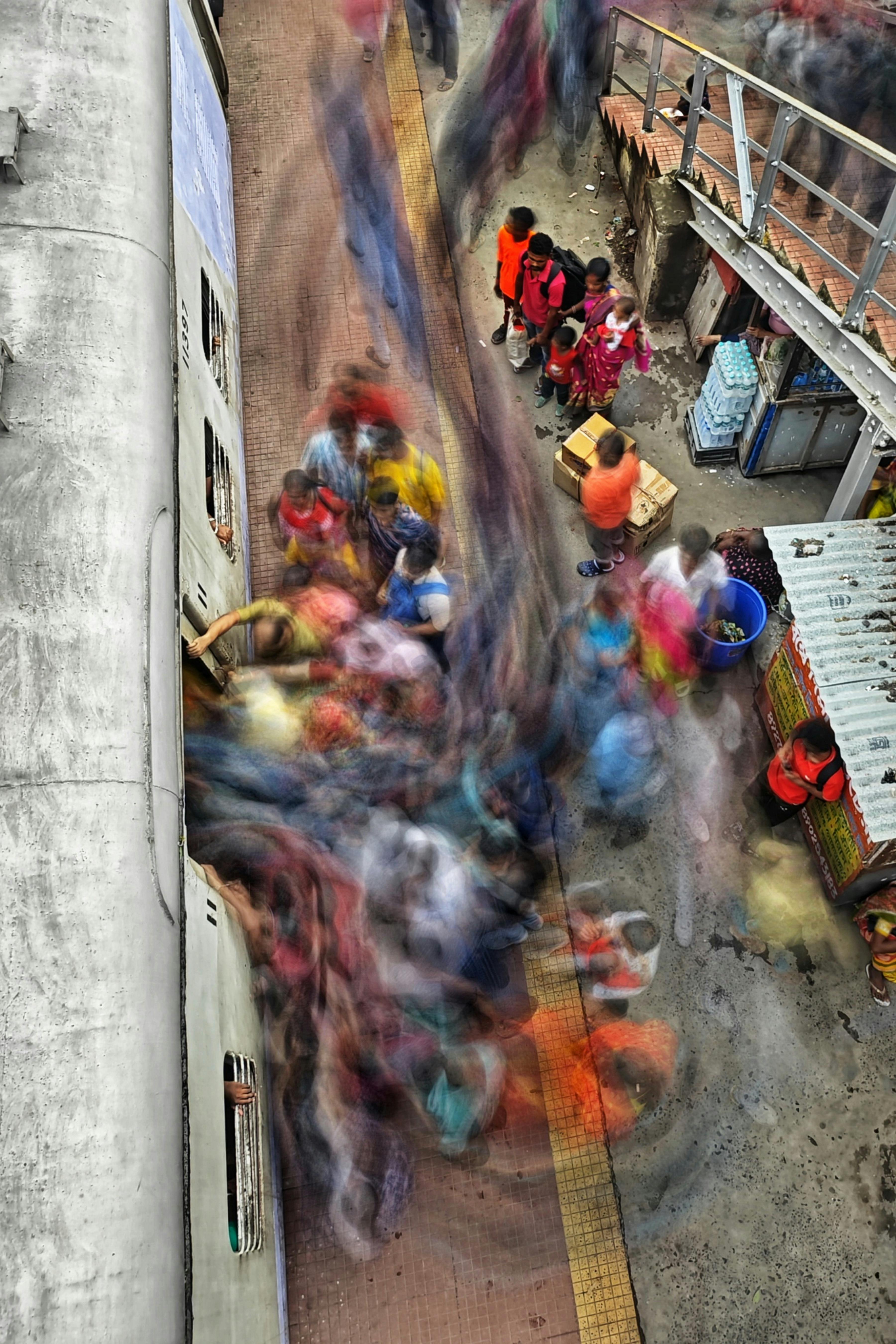 India Rush In Train Photos, Download The BEST Free India Rush In Train ...