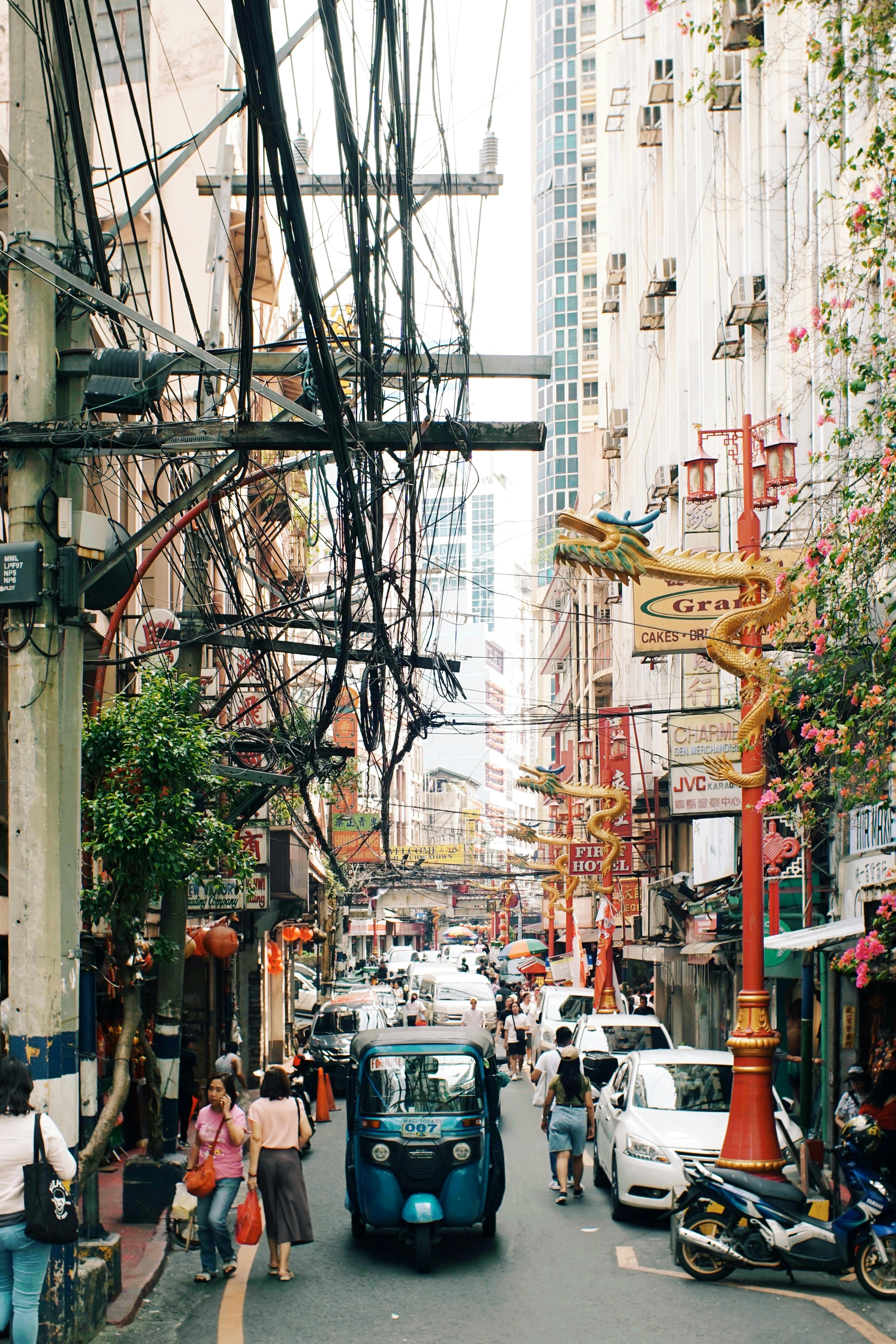 Manila Walking On The Street Photos, Download The BEST Free Manila ...