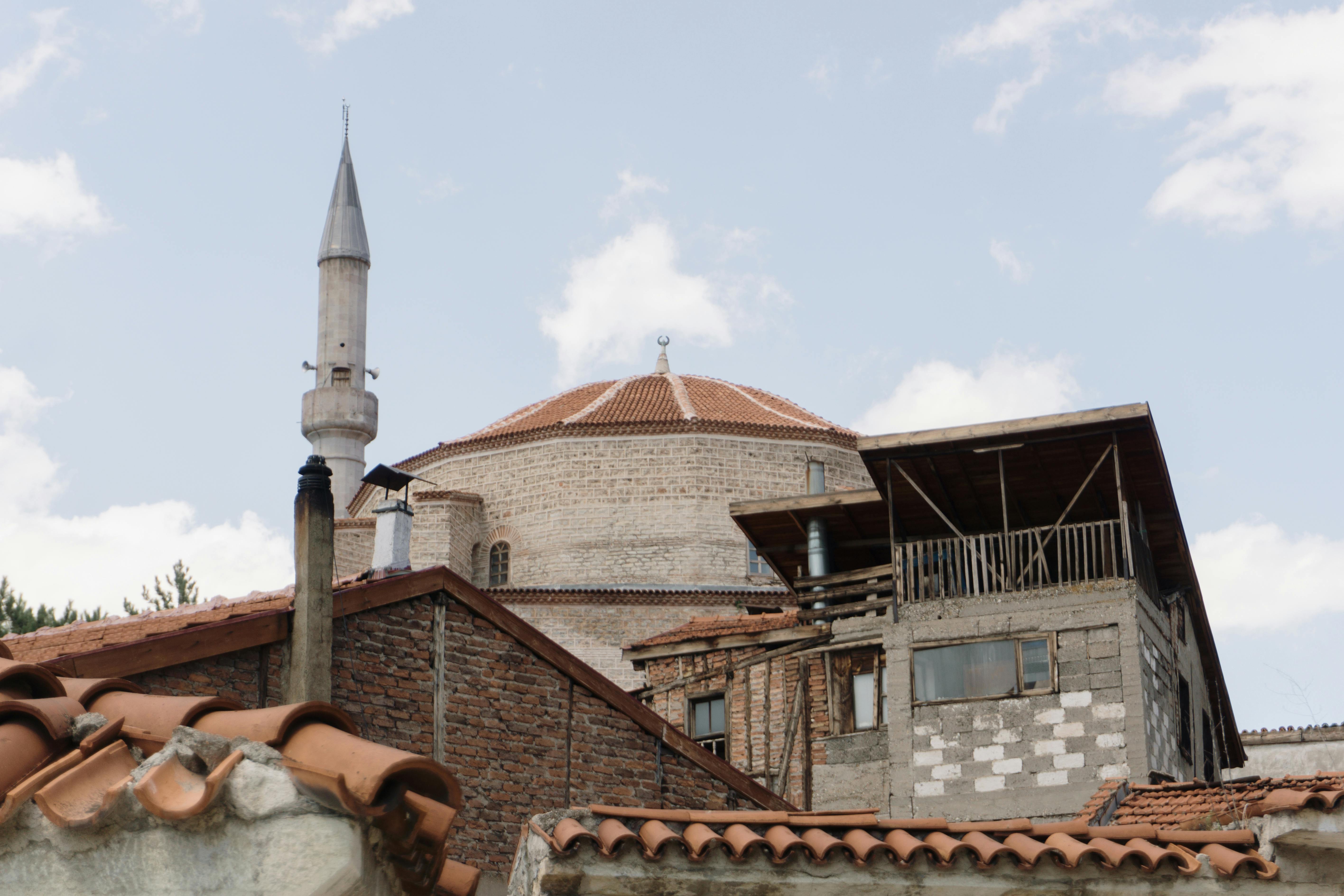A view of a mosque and a roof top · Free Stock Photo